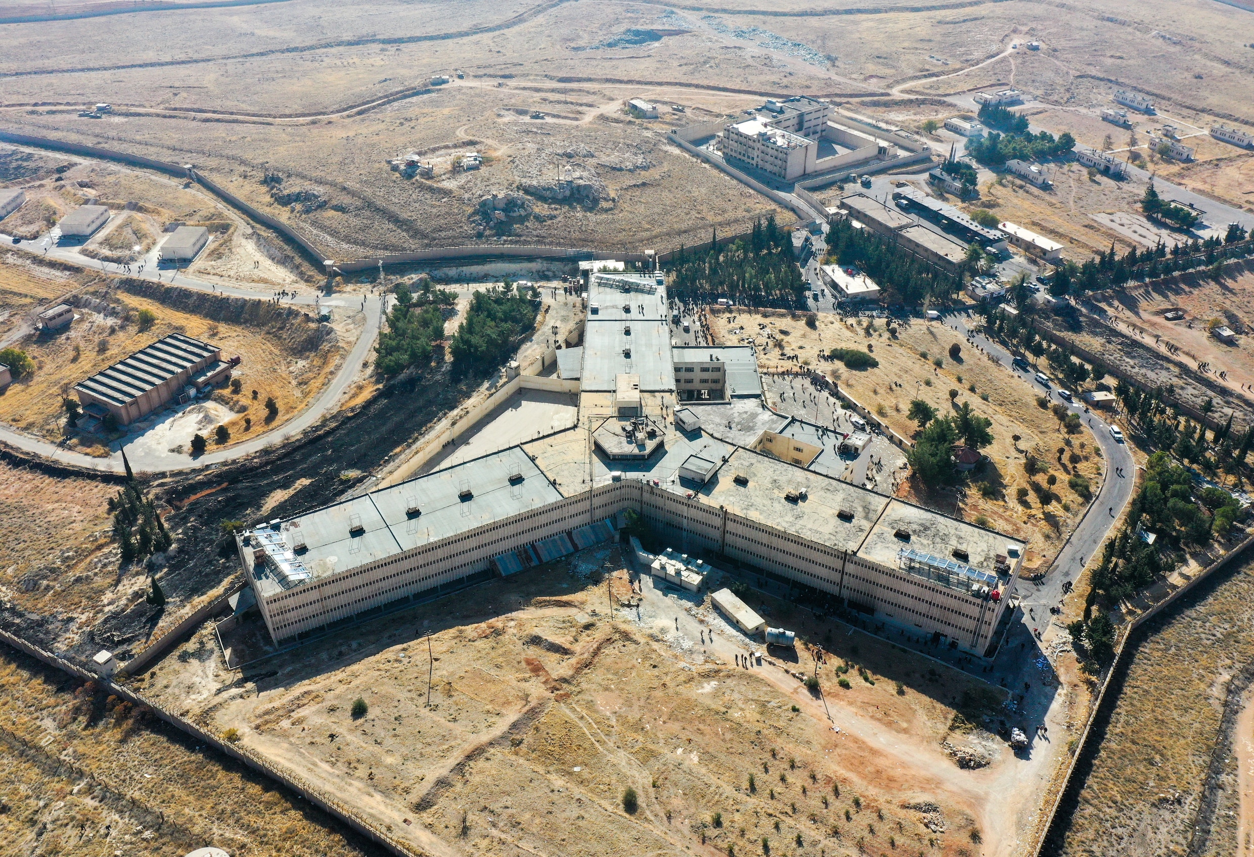 In Syrië is de beruchtste gevangenis van het land ‘bevrijd’: ‘De ...