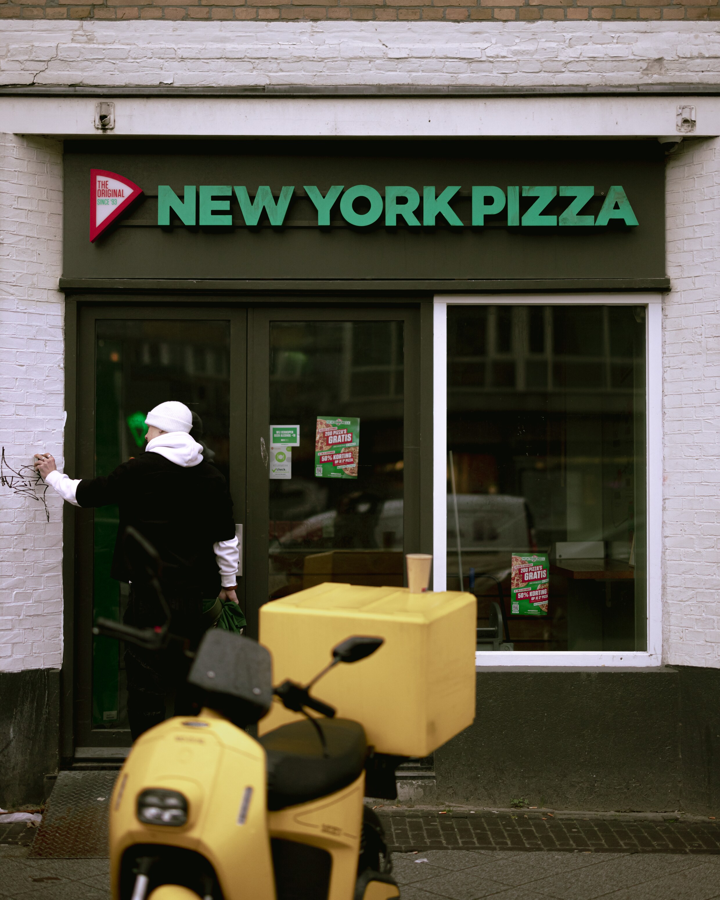 Als je dakloos bent, doe je alles voor een beetje geld of eten: 24 uur ...