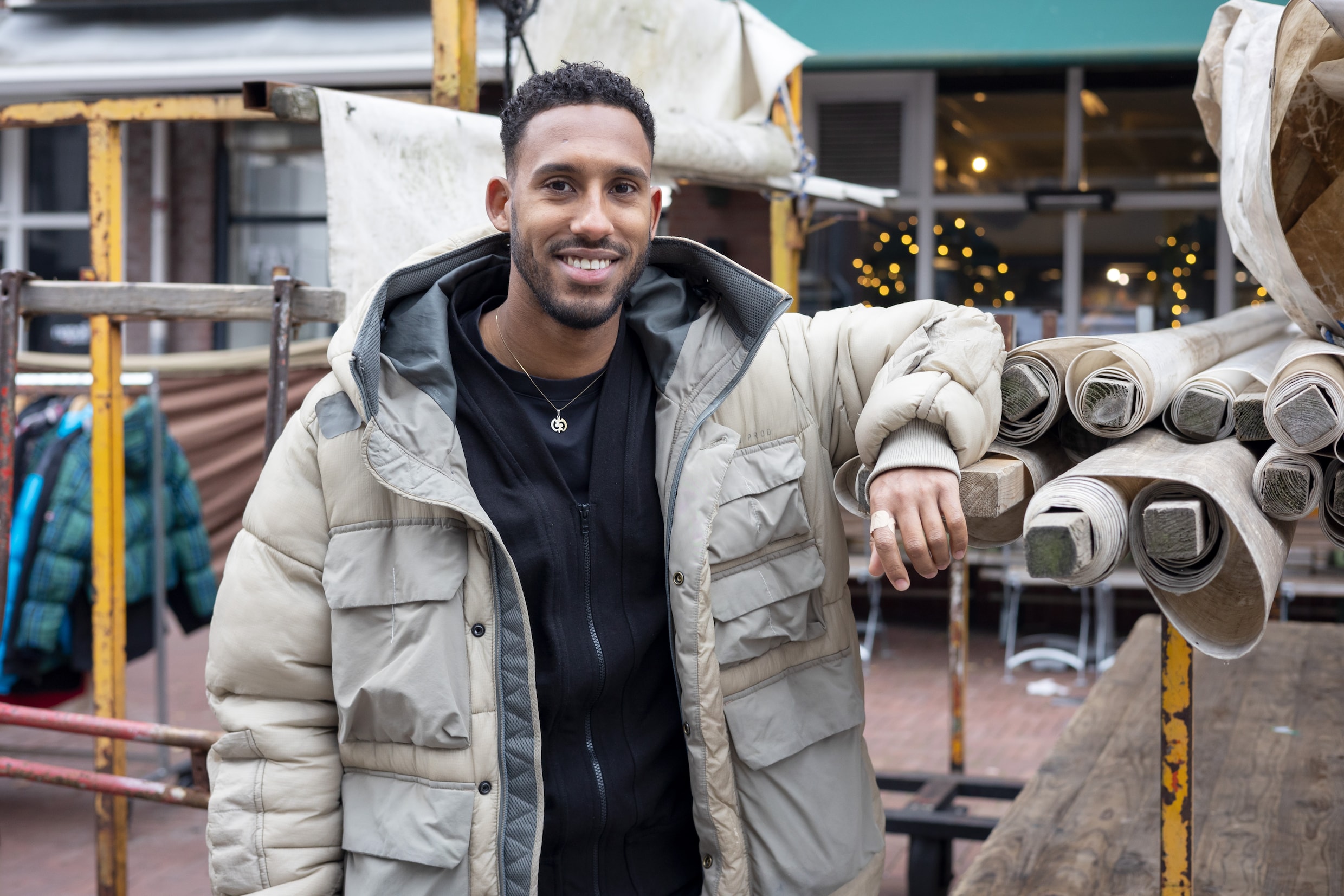 Het Amsterdam van eet-tiktokker Nana Asare: ‘Soms krijg ik reacties op ...