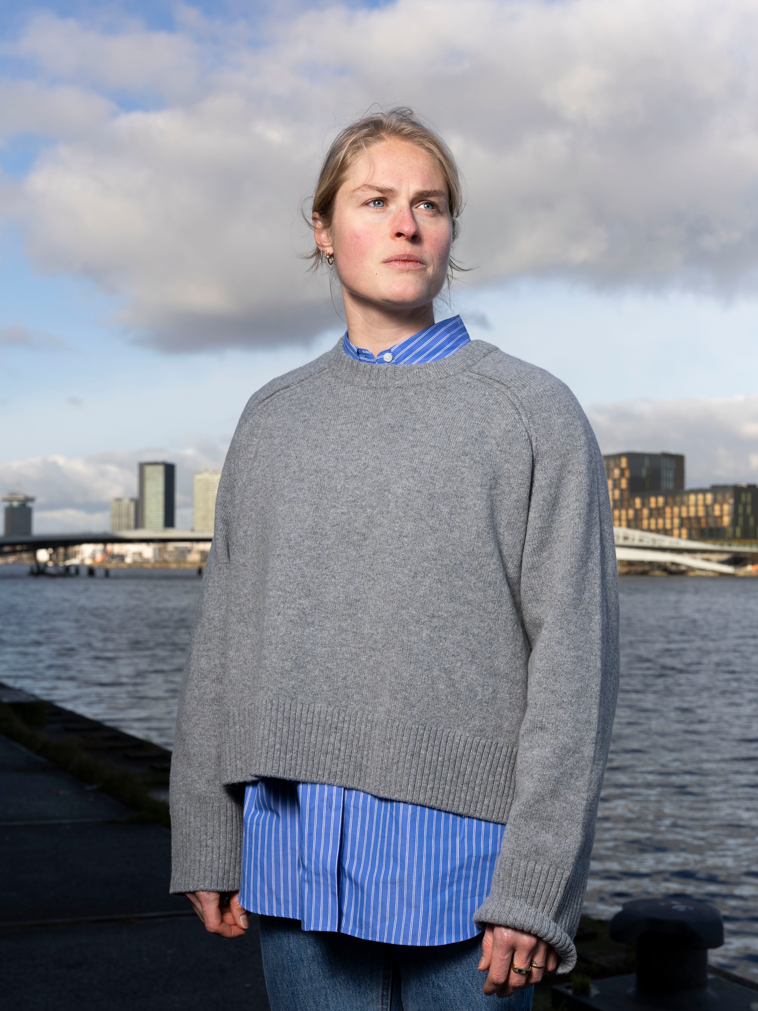 Soesja’s broer Sam van Grondelle verdronk in het IJ, nu verwerkt ze ...