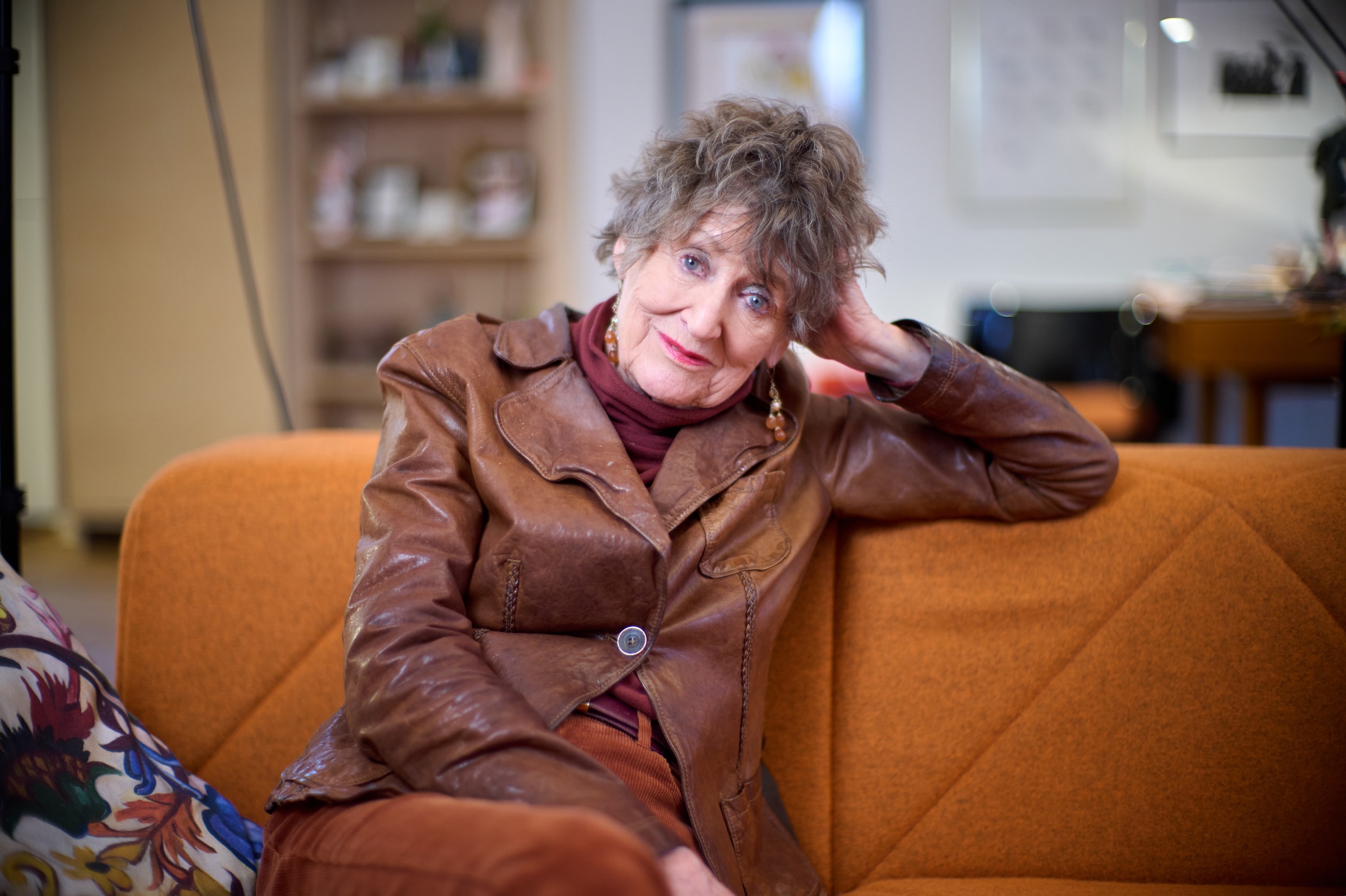 Voor Hedy d’Ancona (87) is het persoonlijke nog steeds politiek: ‘Dit ...