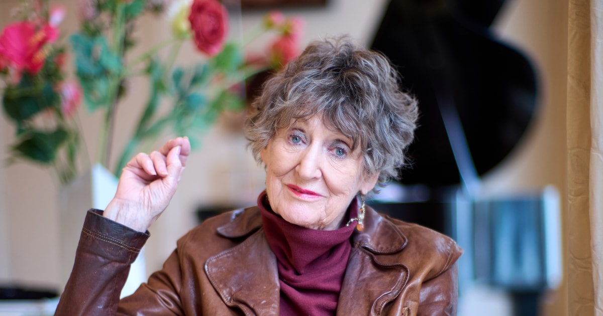 Voor Hedy d’Ancona (87) is het persoonlijke nog steeds politiek: ‘Dit ...