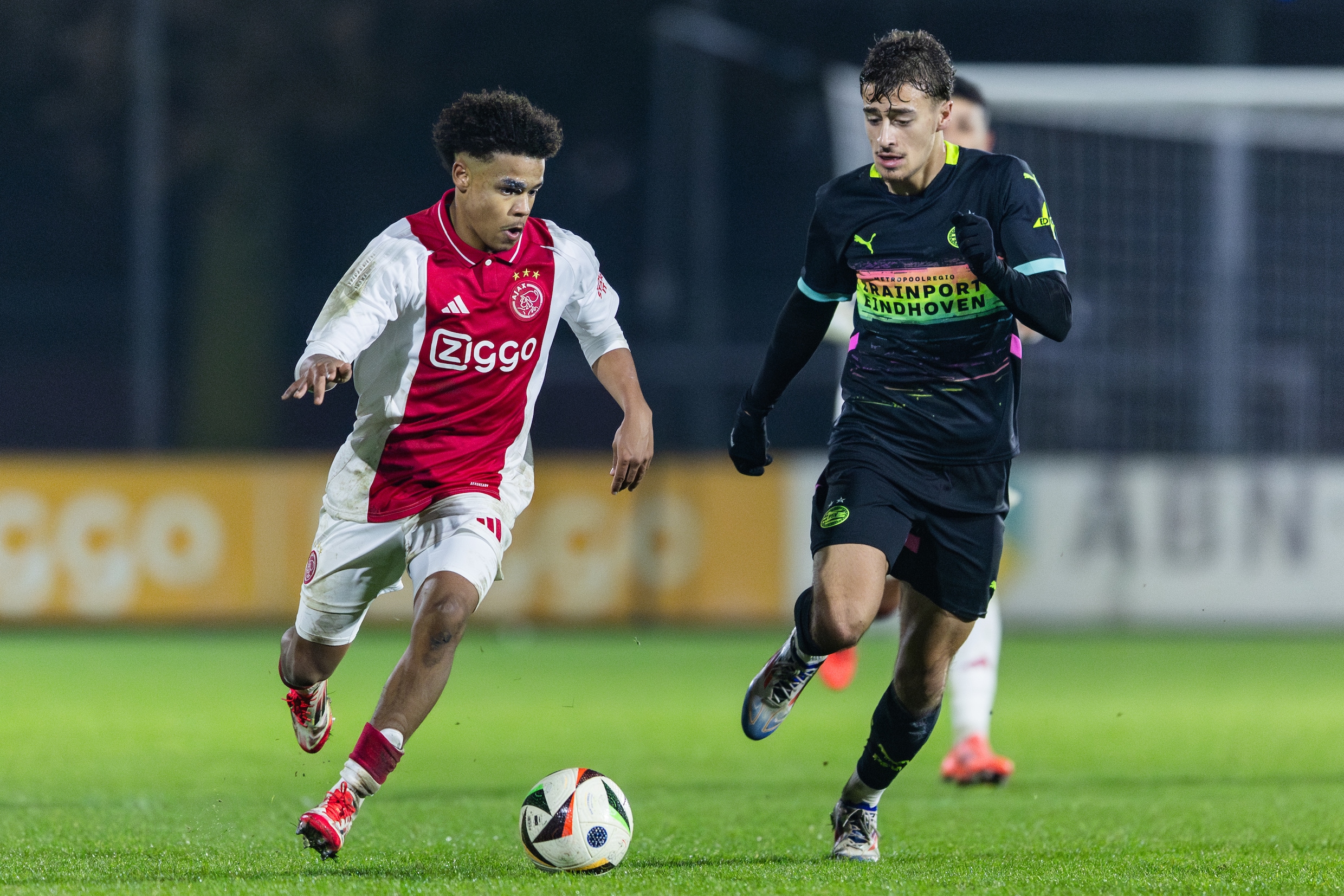 Overzicht: deze spelers kwamen en vertrokken bij Ajax | Het Parool