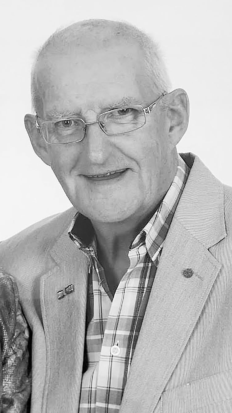 Oud-Parooljournalist Nico van der Maat (1940-2025) stond dag en nacht ...