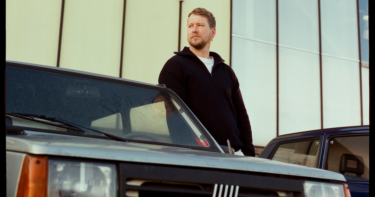 Daan Meeuwig (35) is zo handig dat hij in het Hamerkwartier aan bijna ...