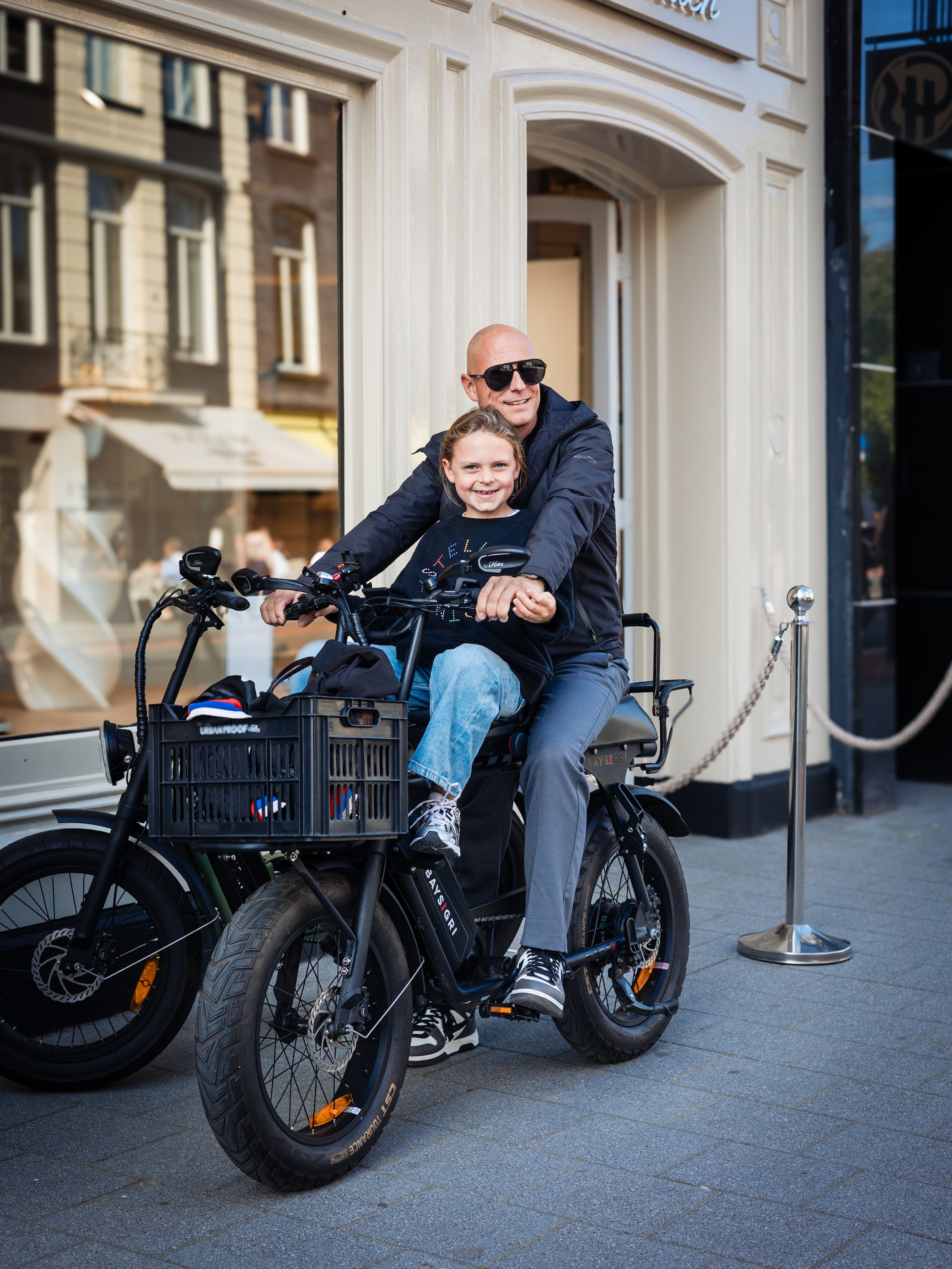 Deze Amsterdammers zijn trots op hun fatbike: ‘Mijn vrouw en ik hebben ...