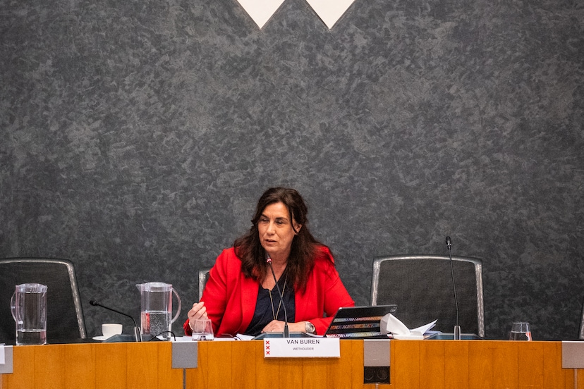 Motie van treurnis voor wethouder Hester van Buren voor facturendossier ...