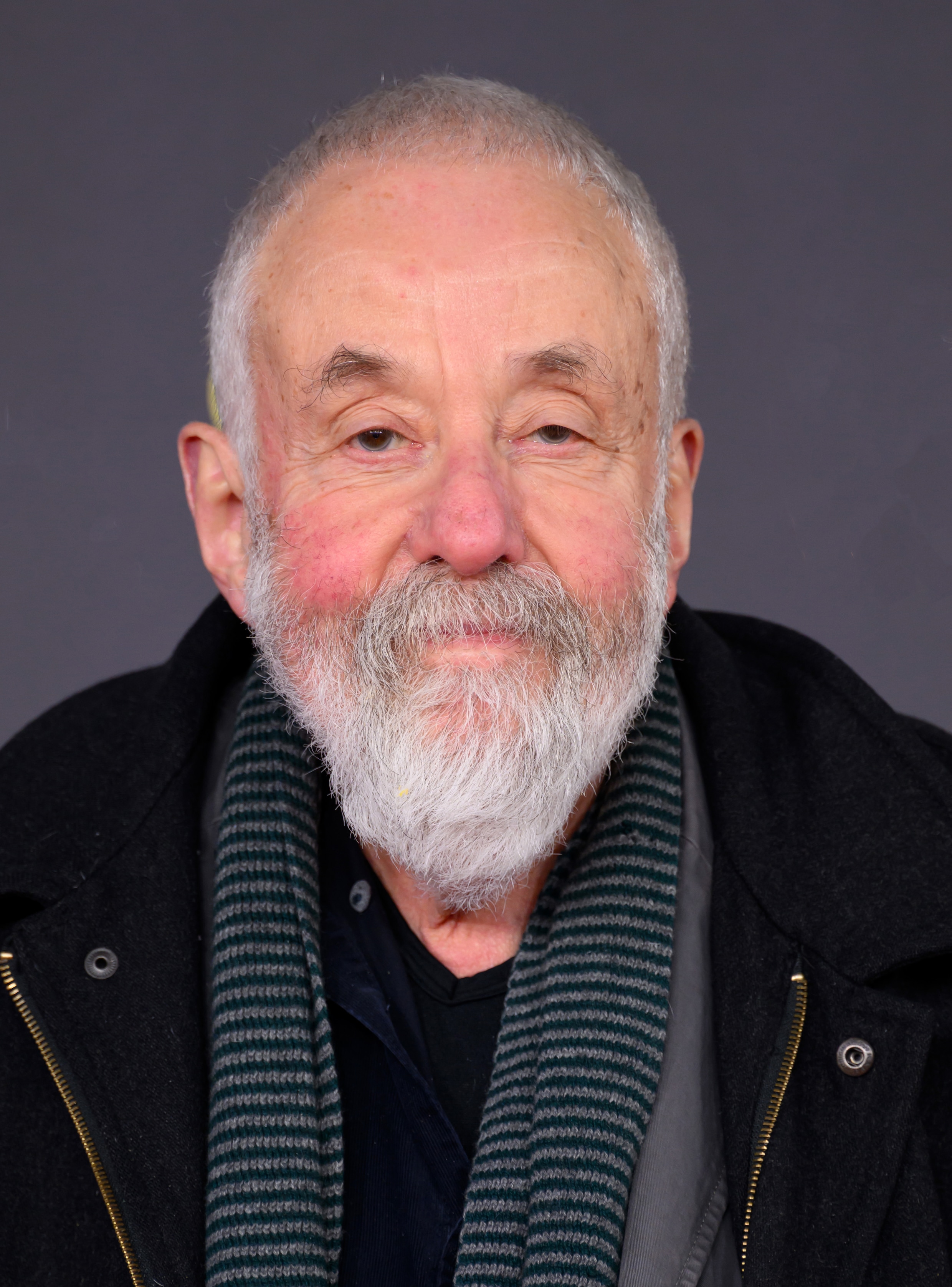 Mike Leigh over Hard Truths en zijn werkwijze als regisseur: ‘De enige ...