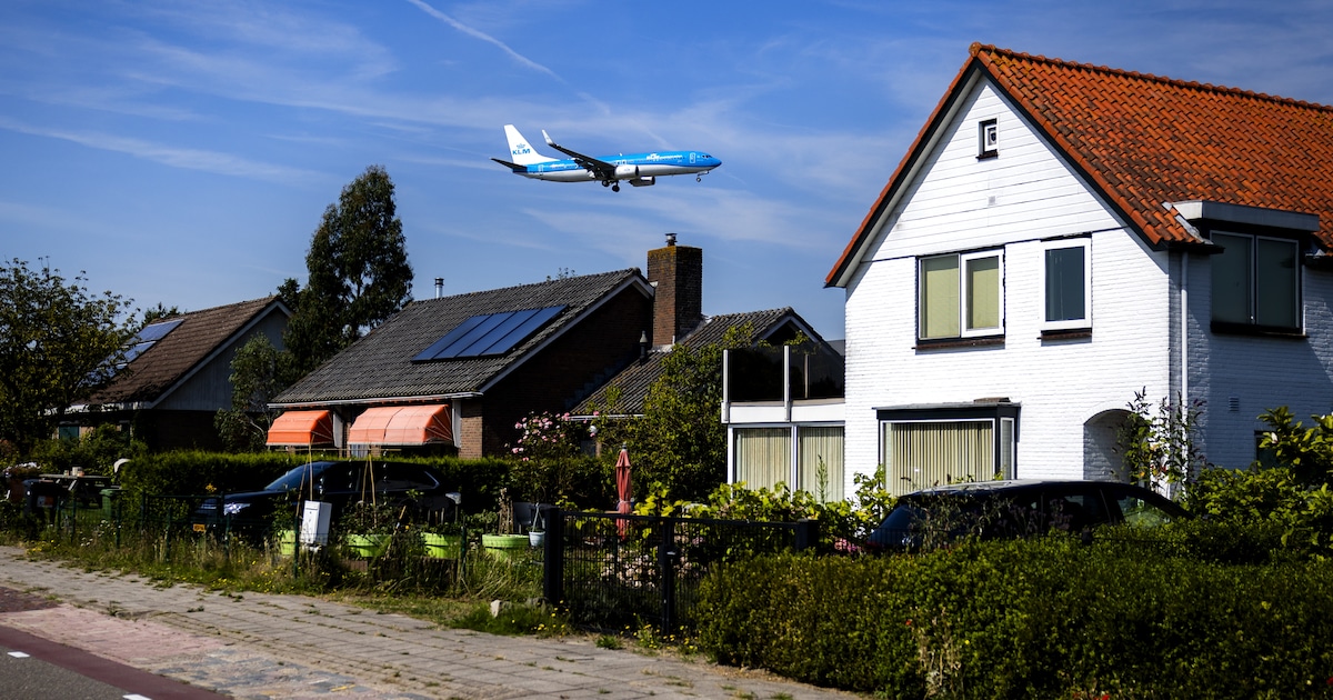 Schiphol mag vanaf november krimpen van Brussel om geluidshinder te ...