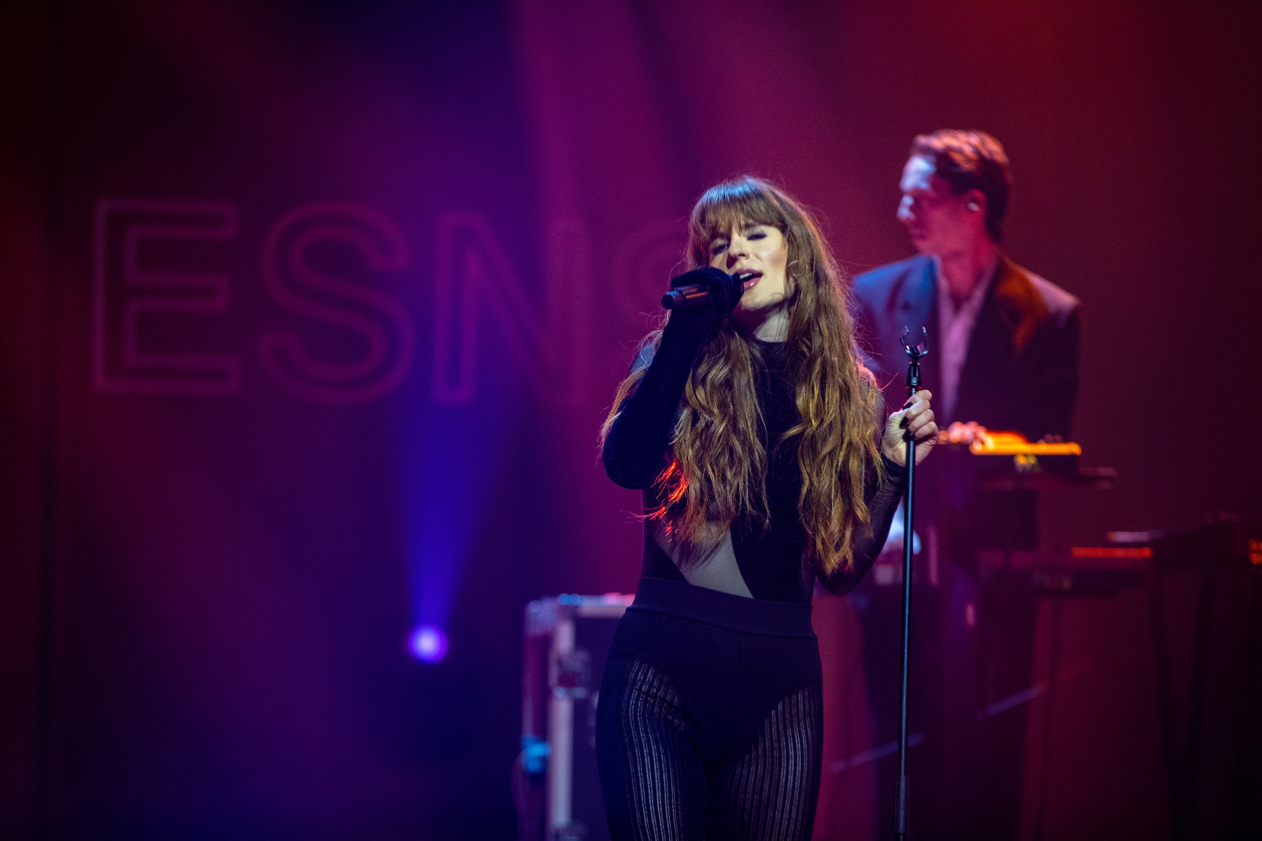 Nederlandse taal in liedjes is populairder dan ooit – en Merol en Meau ...