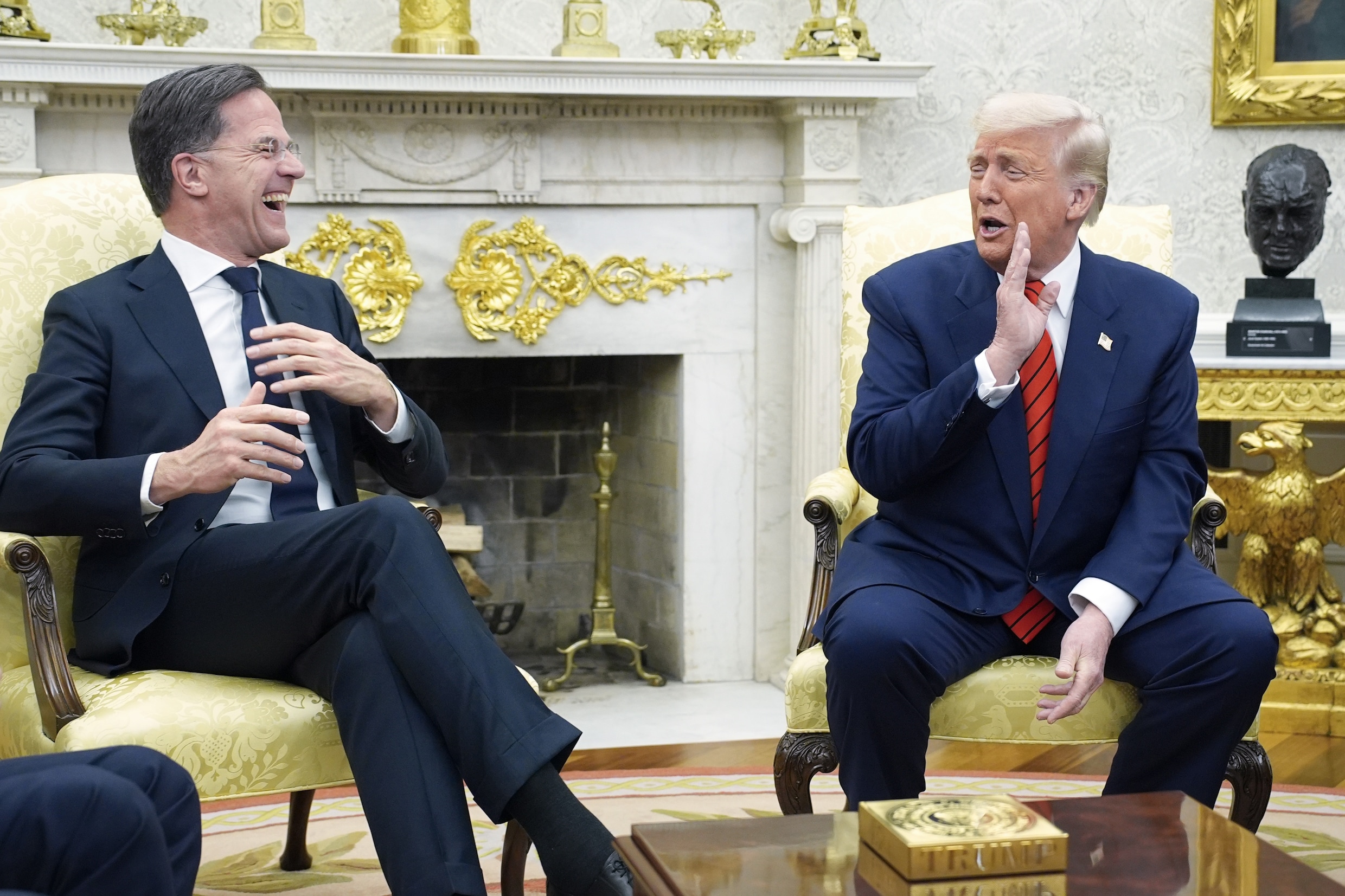 Trump looft goede samenwerking met Rutte bij diens bezoek aan het Witte ...