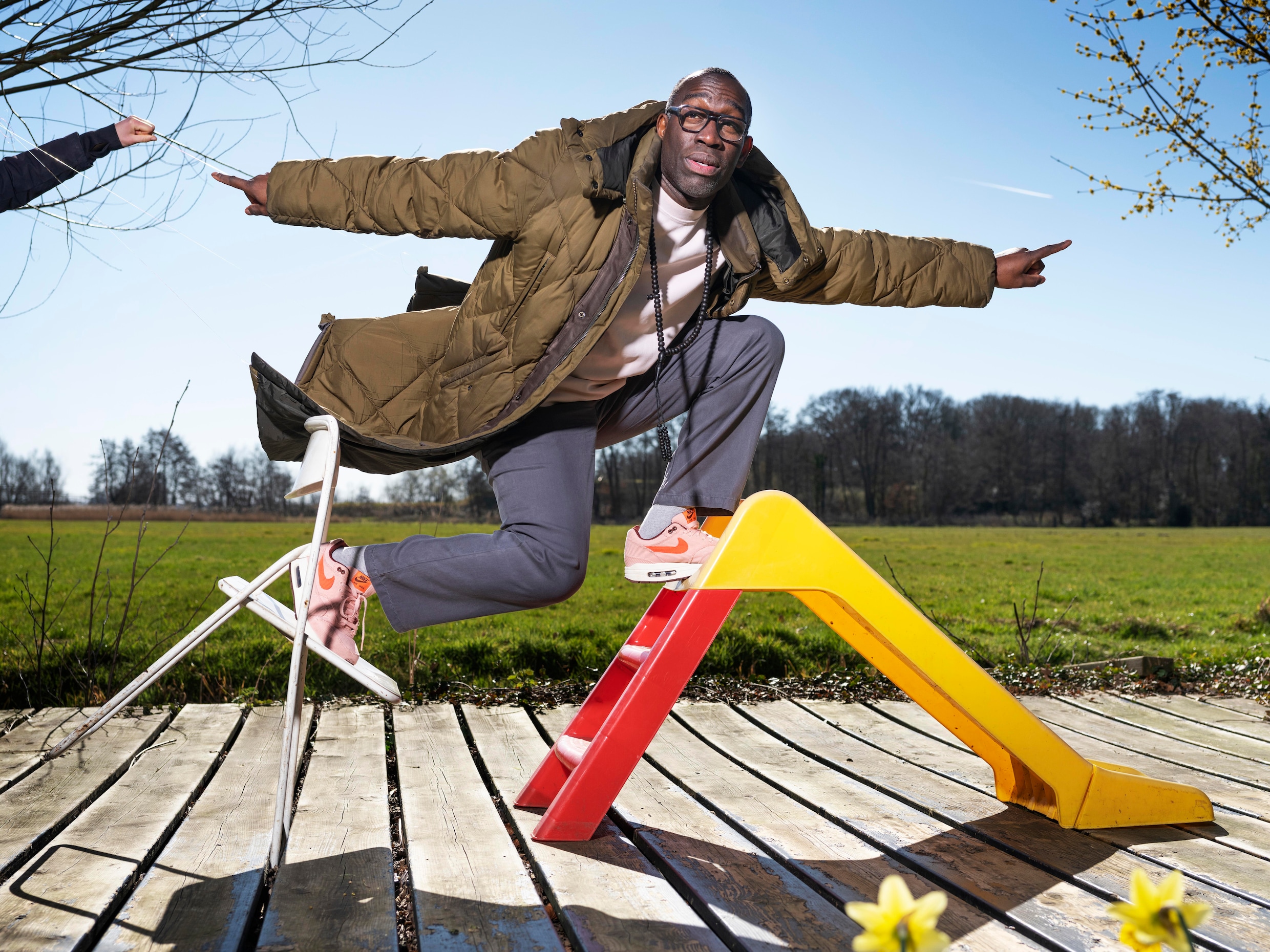 Alvin Lewis over zijn jeugd in Amsterdam: ‘Wij waren de enige zwarten ...