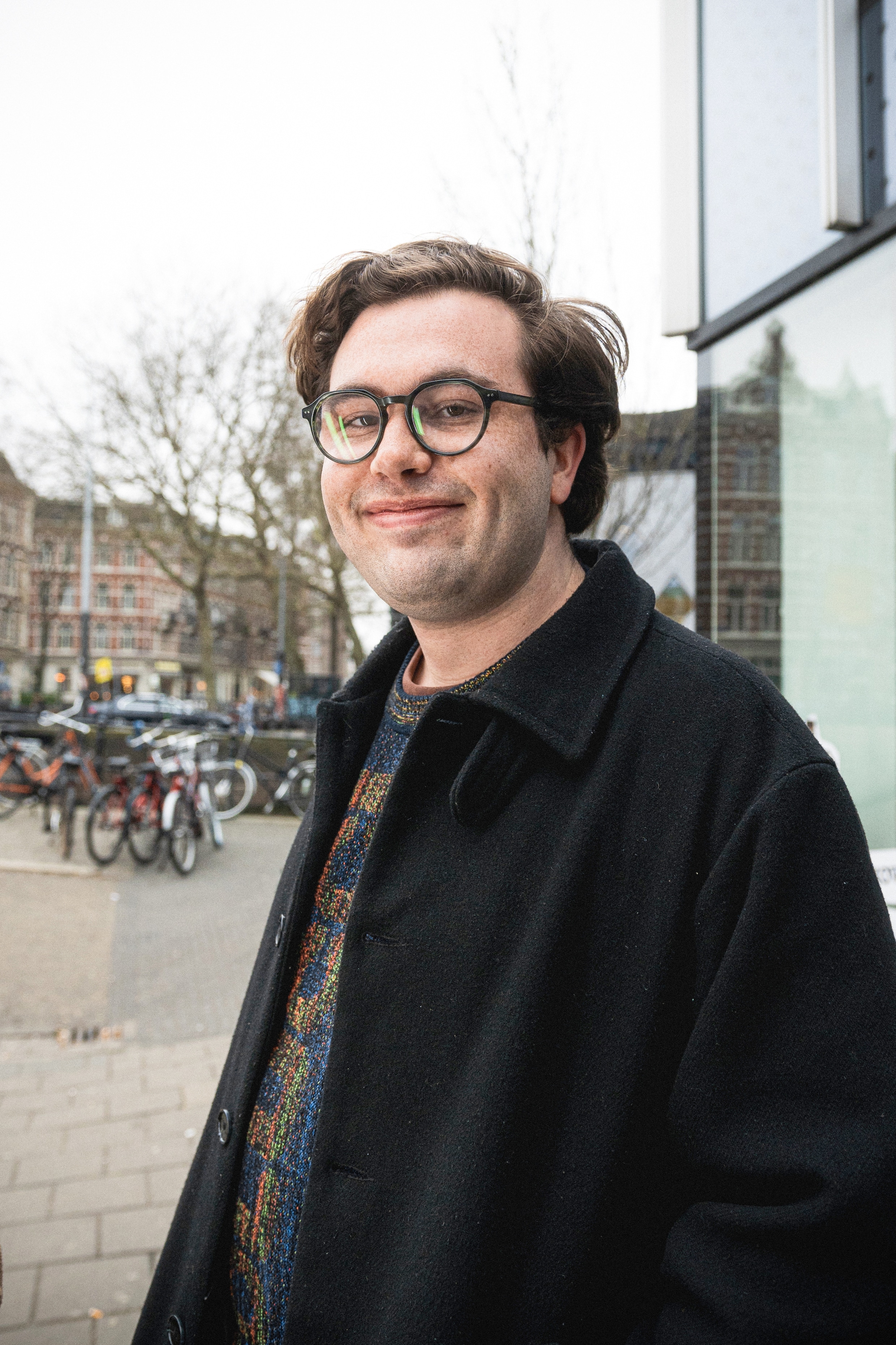 Amsterdamse jongeren staan nog niet te springen om in dienst te gaan ...