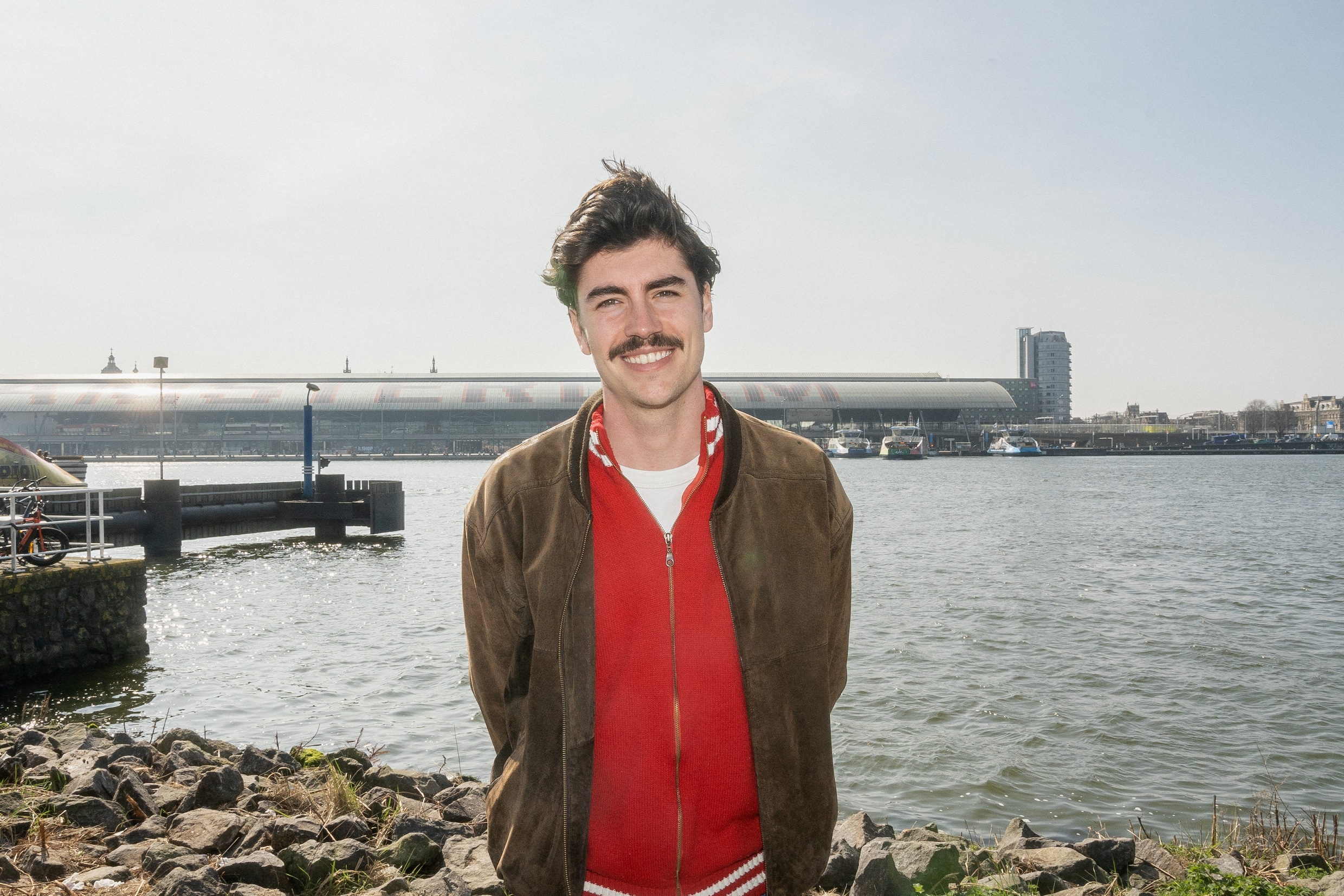 Het Amsterdam van Max Terpstra: ‘Ik ben liever een nummertje in de ...