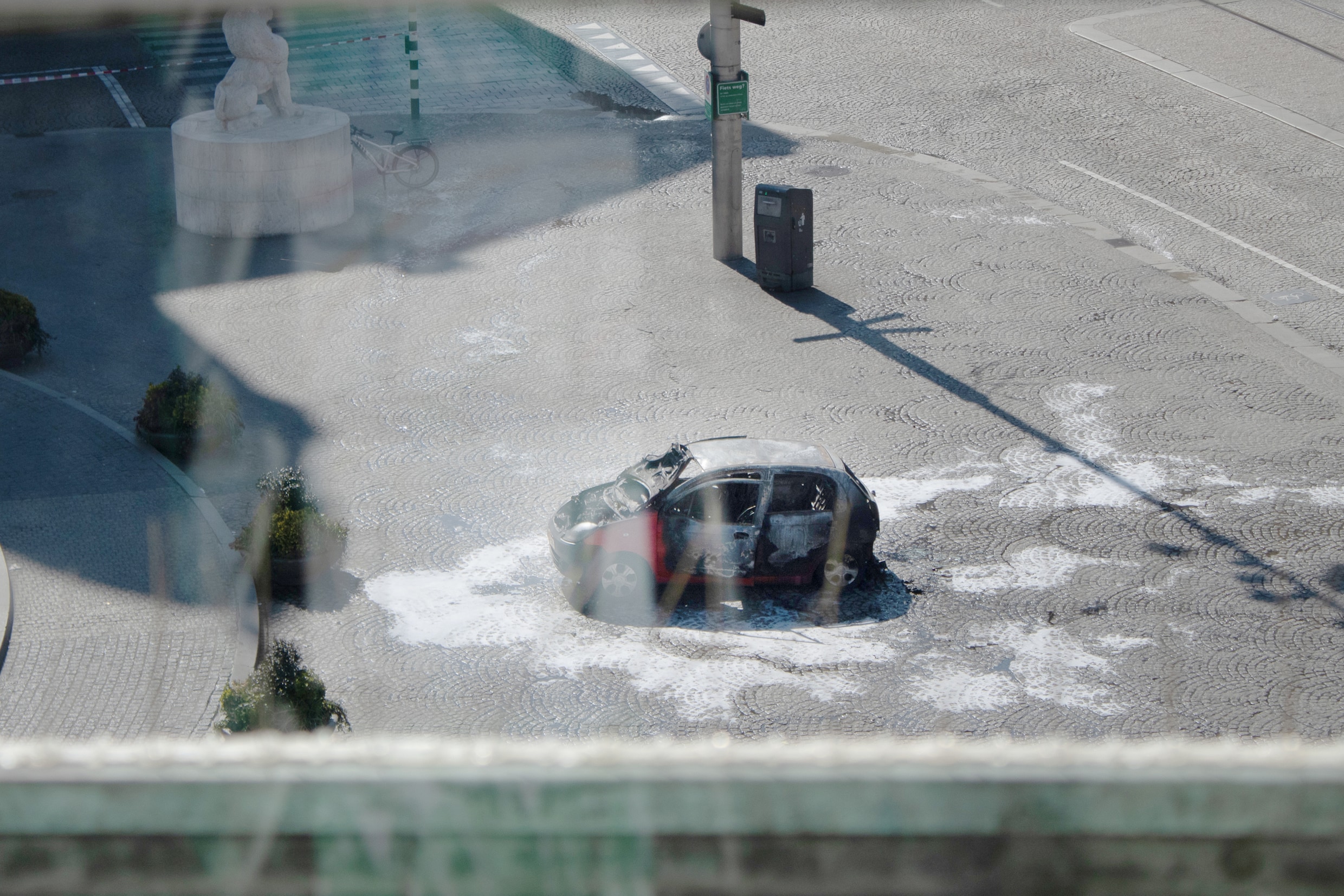 Noord-Hollandse bestuurder (50) van op de Dam ontplofte auto ...