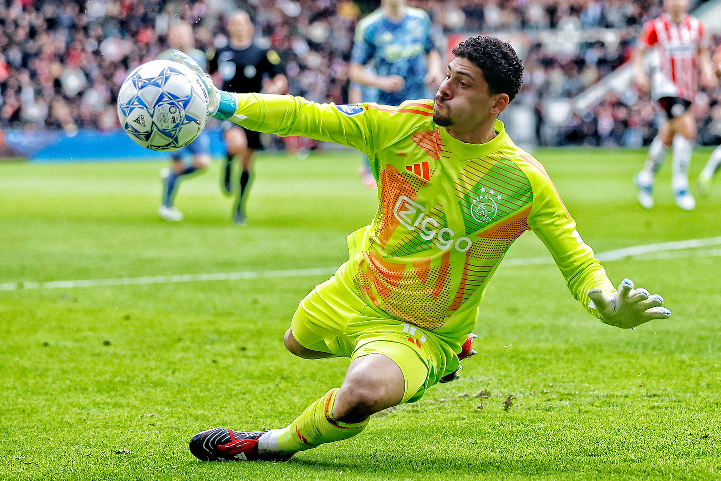 Live: Transfernieuws Ajax | Erik ten Hag tekent voor twee jaar bij Bayer Leverkusen: ‘Deze club ...