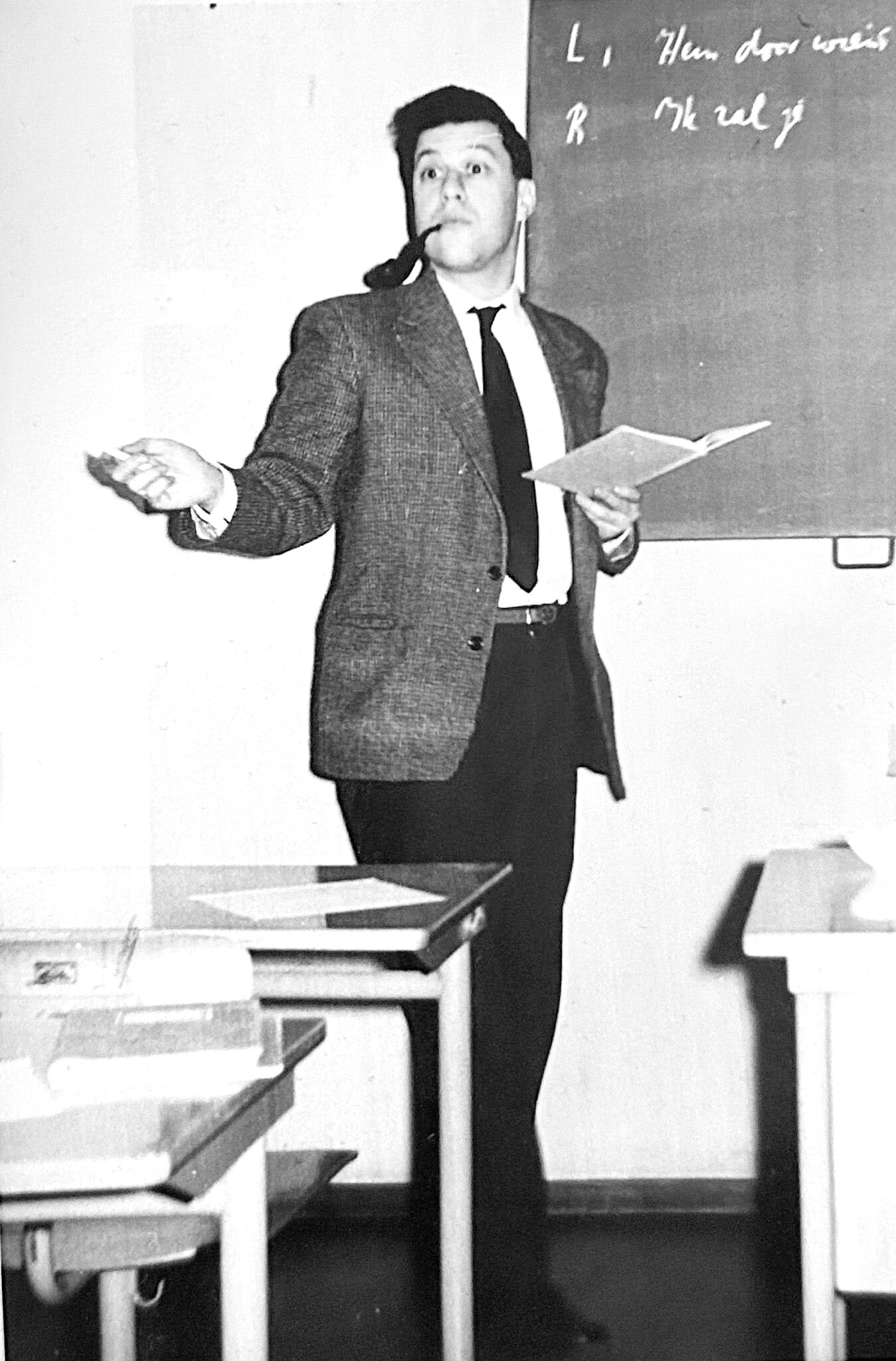 Amsterdamse leraar Rudi Frank (1934-2025) weigerde zich door zijn ...