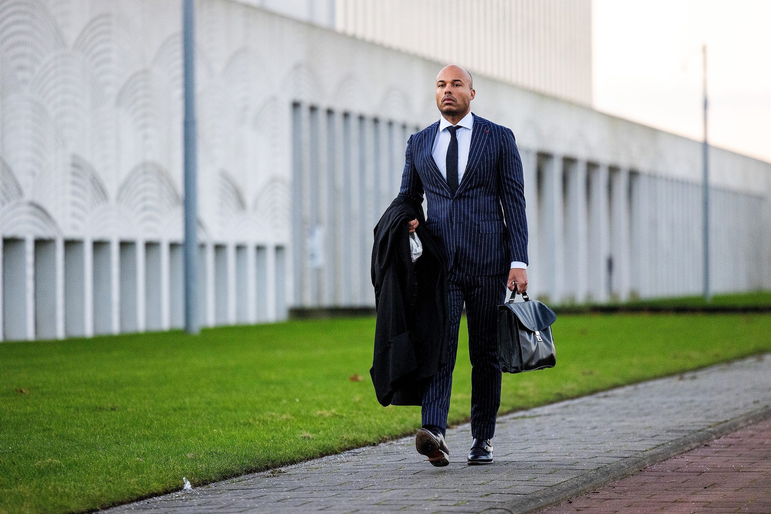 Wie is aangehouden advocaat Vito Shukrula, de raadsman van Taghi? | Het Parool