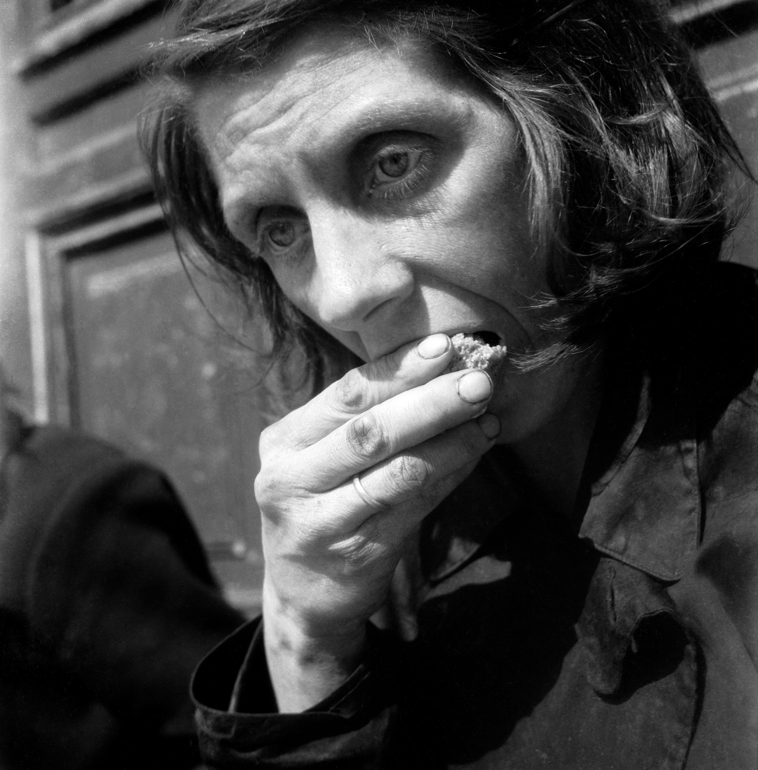 Expositie: fotograaf en verzetsstrijder Cas Oorthuys legde de ...