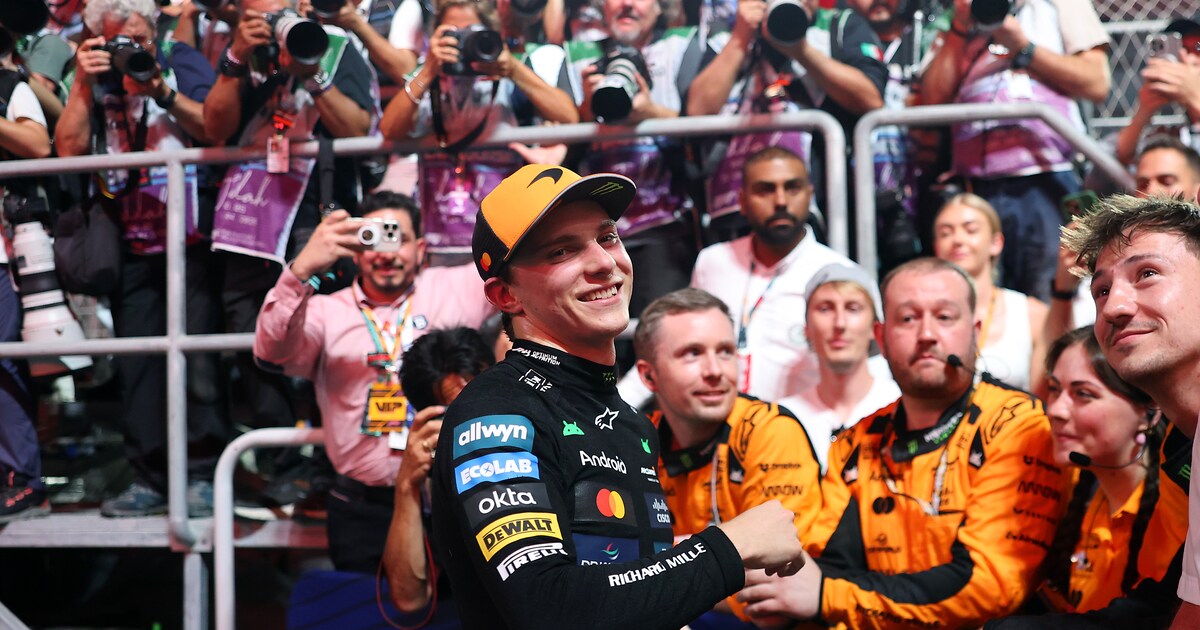 Piastri liet Max Verstappen zien dat hij overloopt van het zelfvertrouwen en voor niemand opzij ...