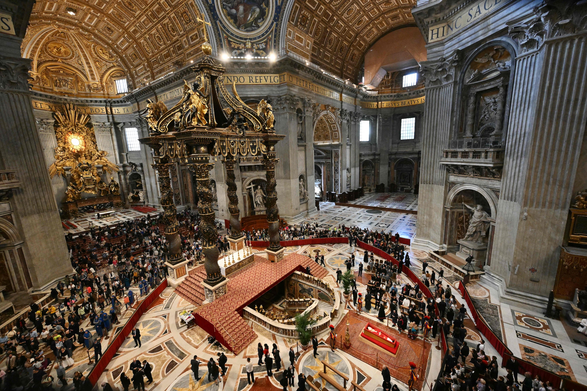 De uitvaart van paus Franciscus is een soort ‘mini-G20’ – en alle ogen ...