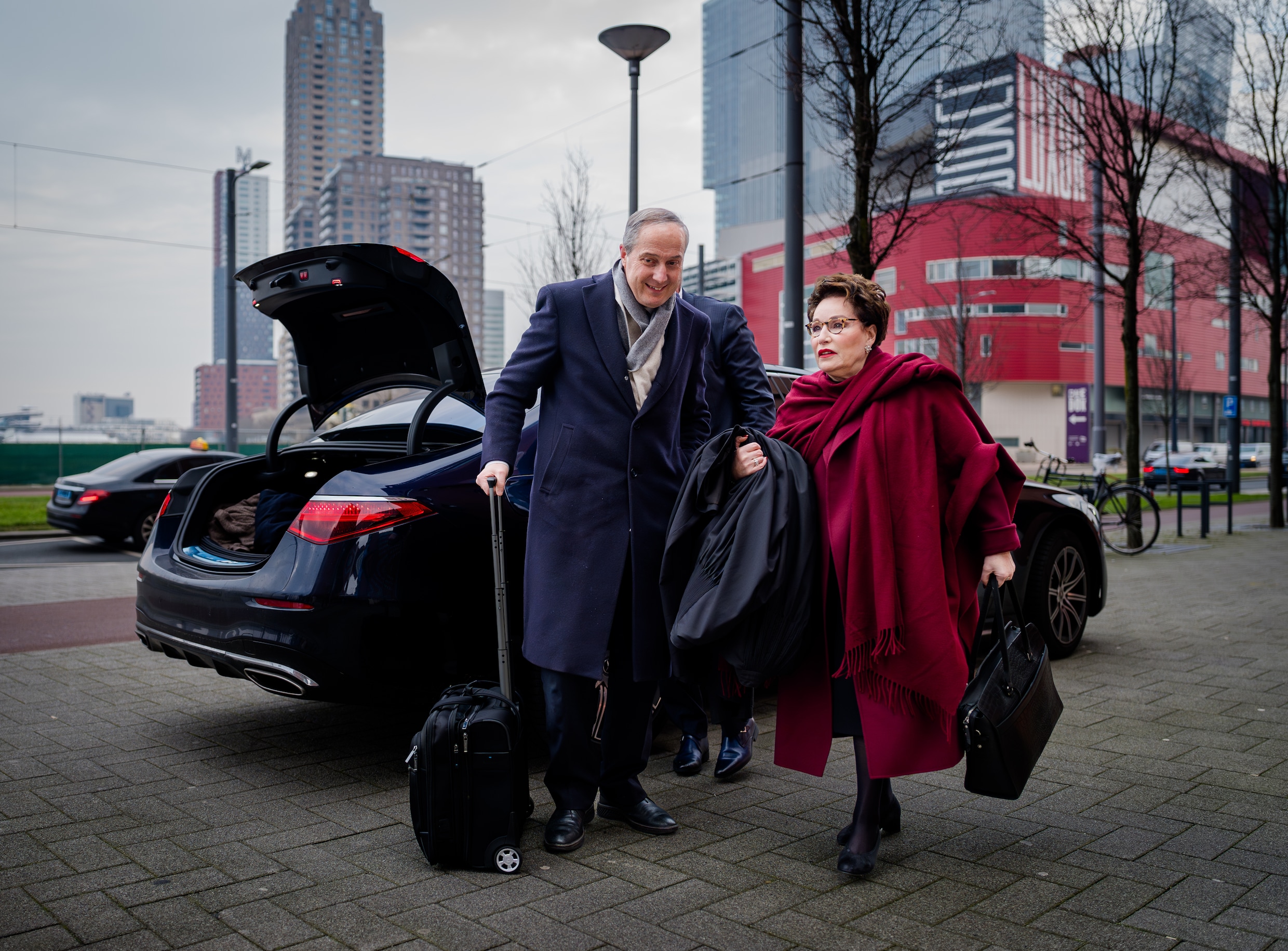 Oud-medewerkers spreken van schrikbewind bij Knoops’ advocaten: ‘Ik ben ...