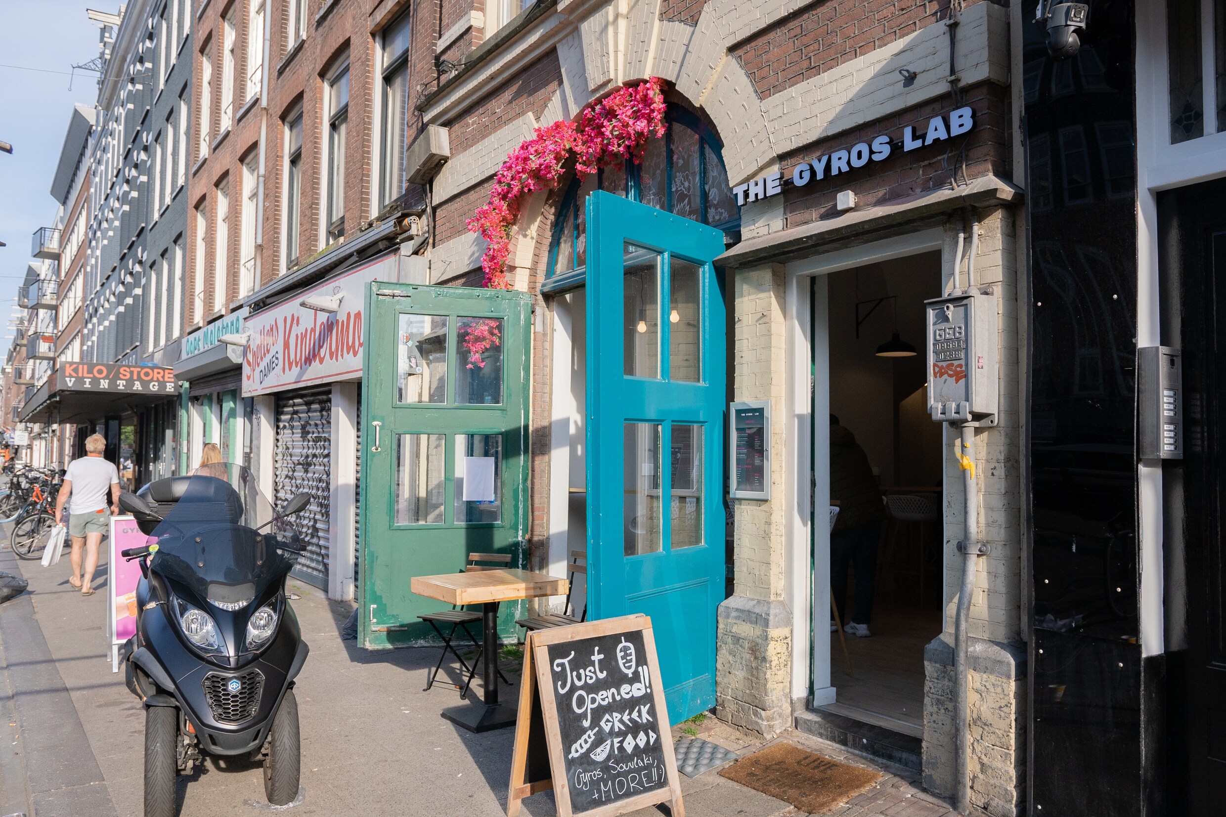 The Gyros Lab haalt de vleesspiesen en het brood uit Griekenland: ‘We ...