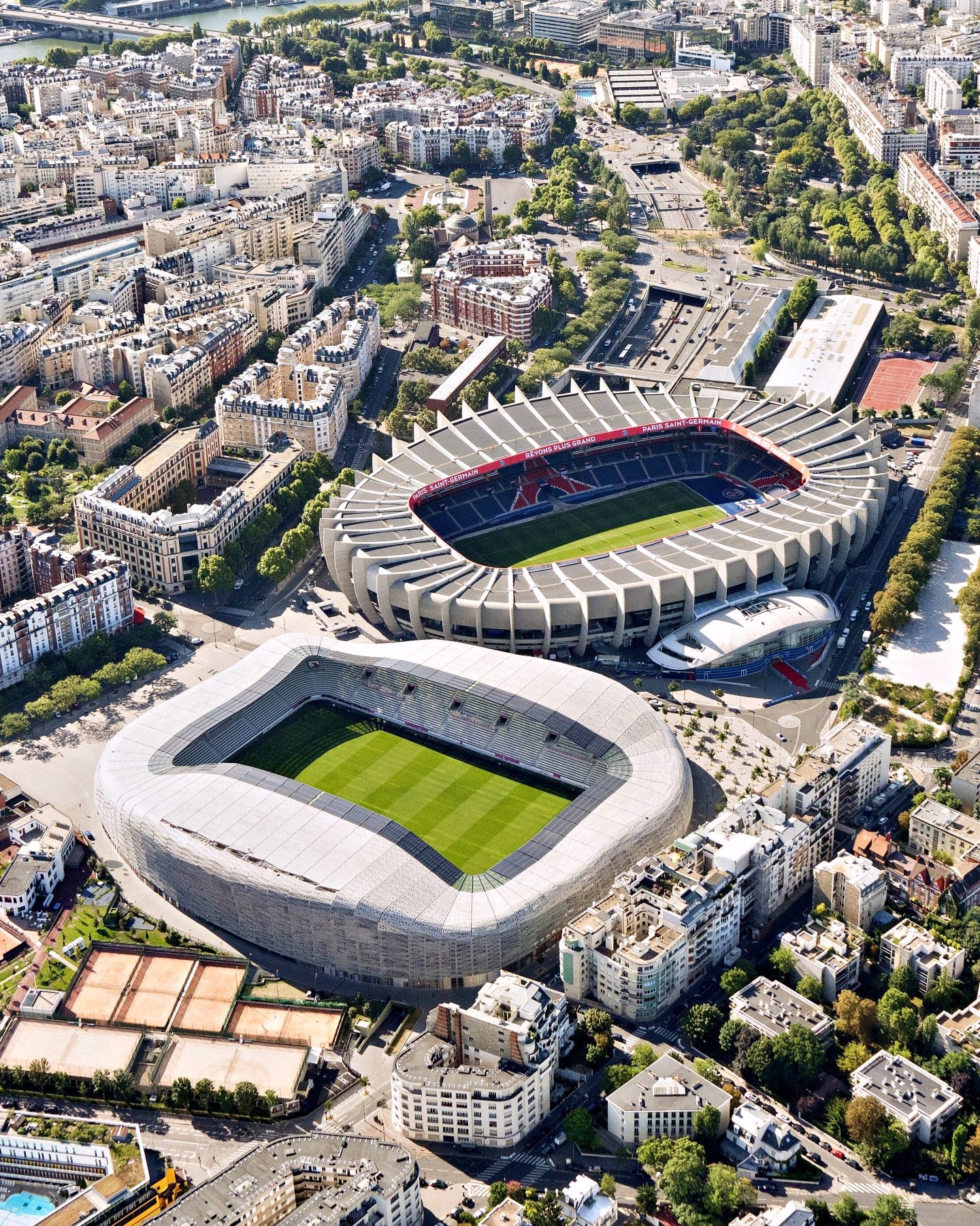 Het gepromoveerde Paris FC gaat spelen op 30 meter van Saint-Germain ...