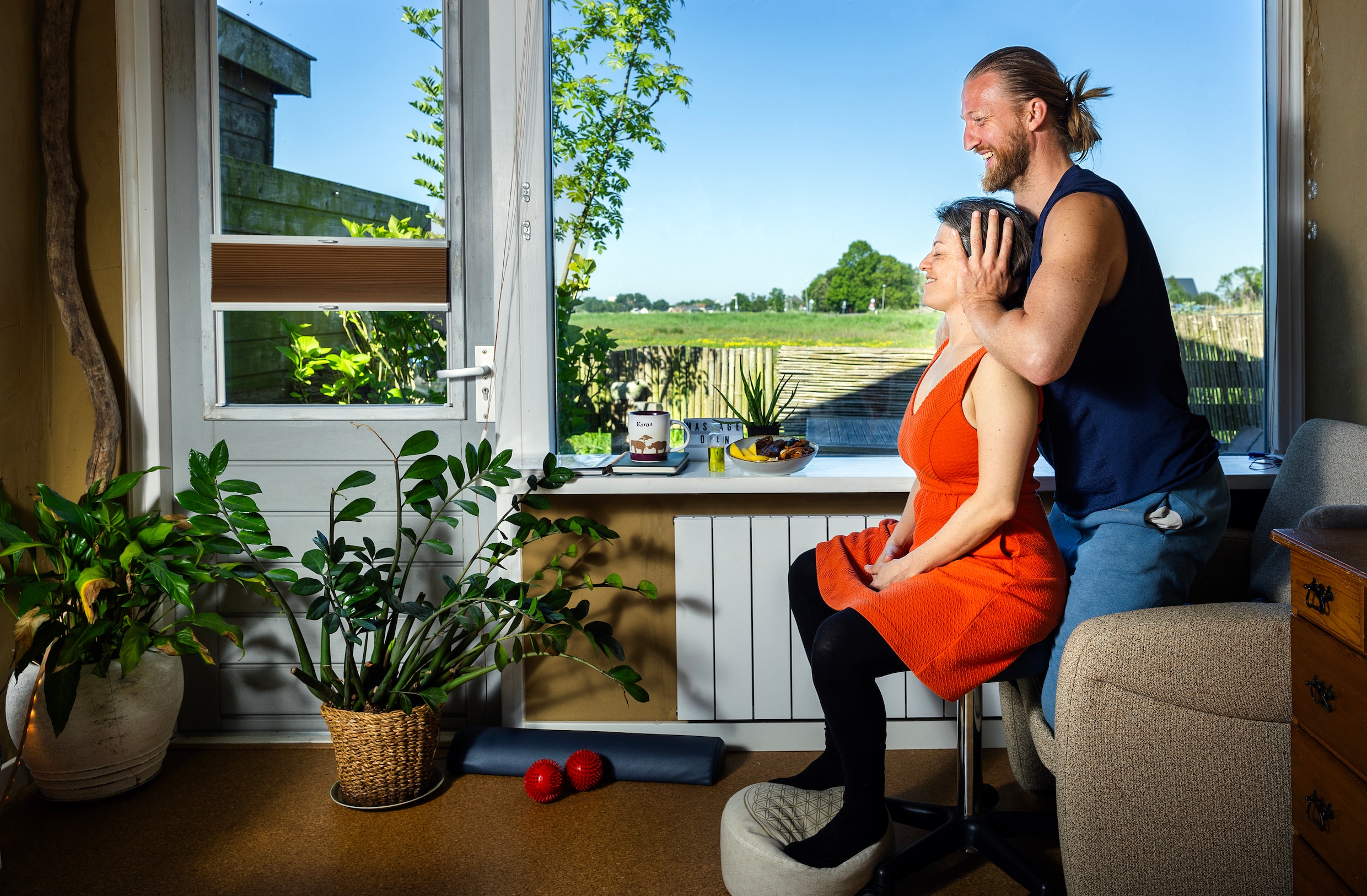 De zaterdagochtend van Lucretia van der Vloot (57) staat in het teken ...