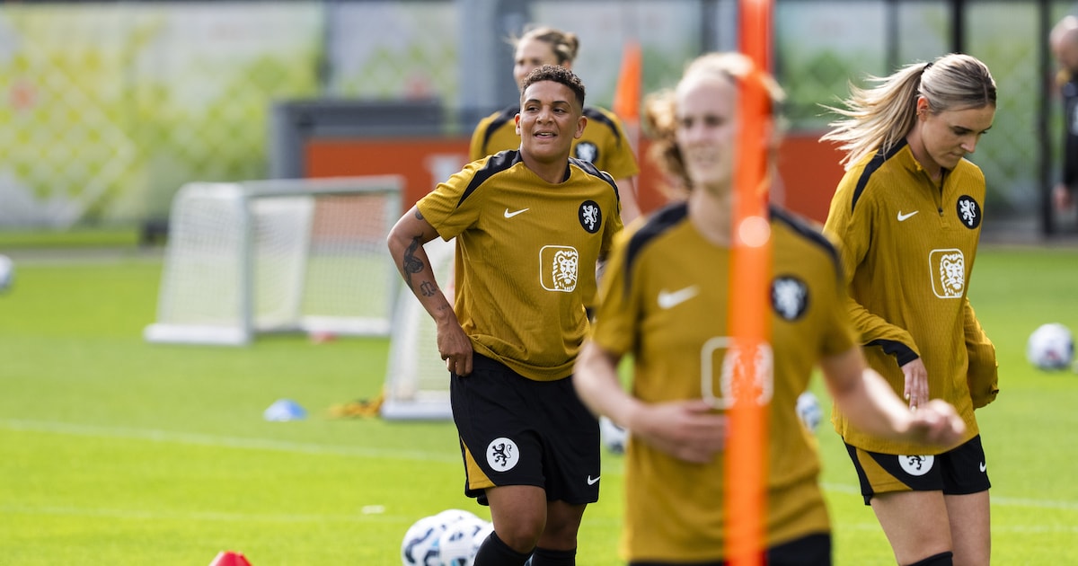 Shanice van de Sanden terug bij Oranje: ‘Publiek floot me uit, dat vond ik zó heftig’ | Het Parool