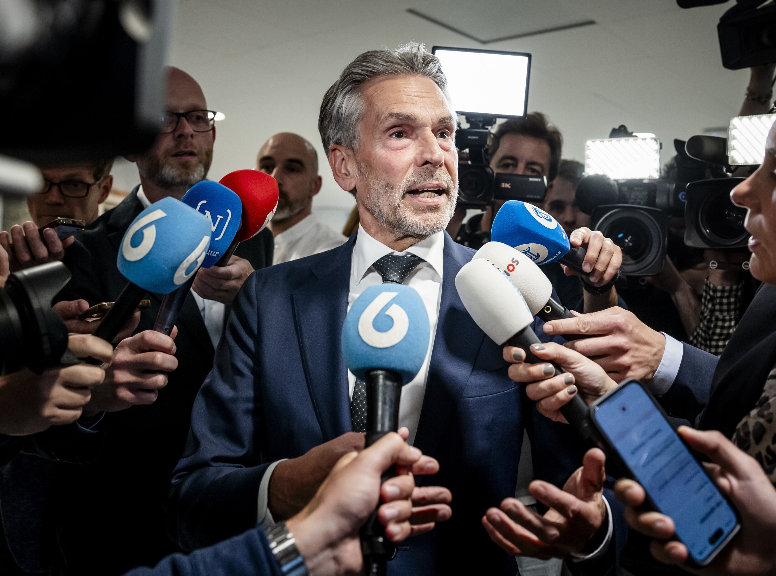 Live | kabinet gevallen, volg hier het laatste nieuws | Het Parool