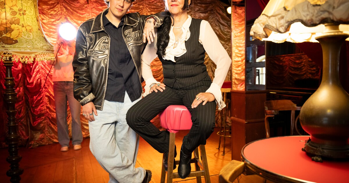 Claire (63), eigenaar van Kapitein Zeppos, en dochter Bella (29): ‘In ...