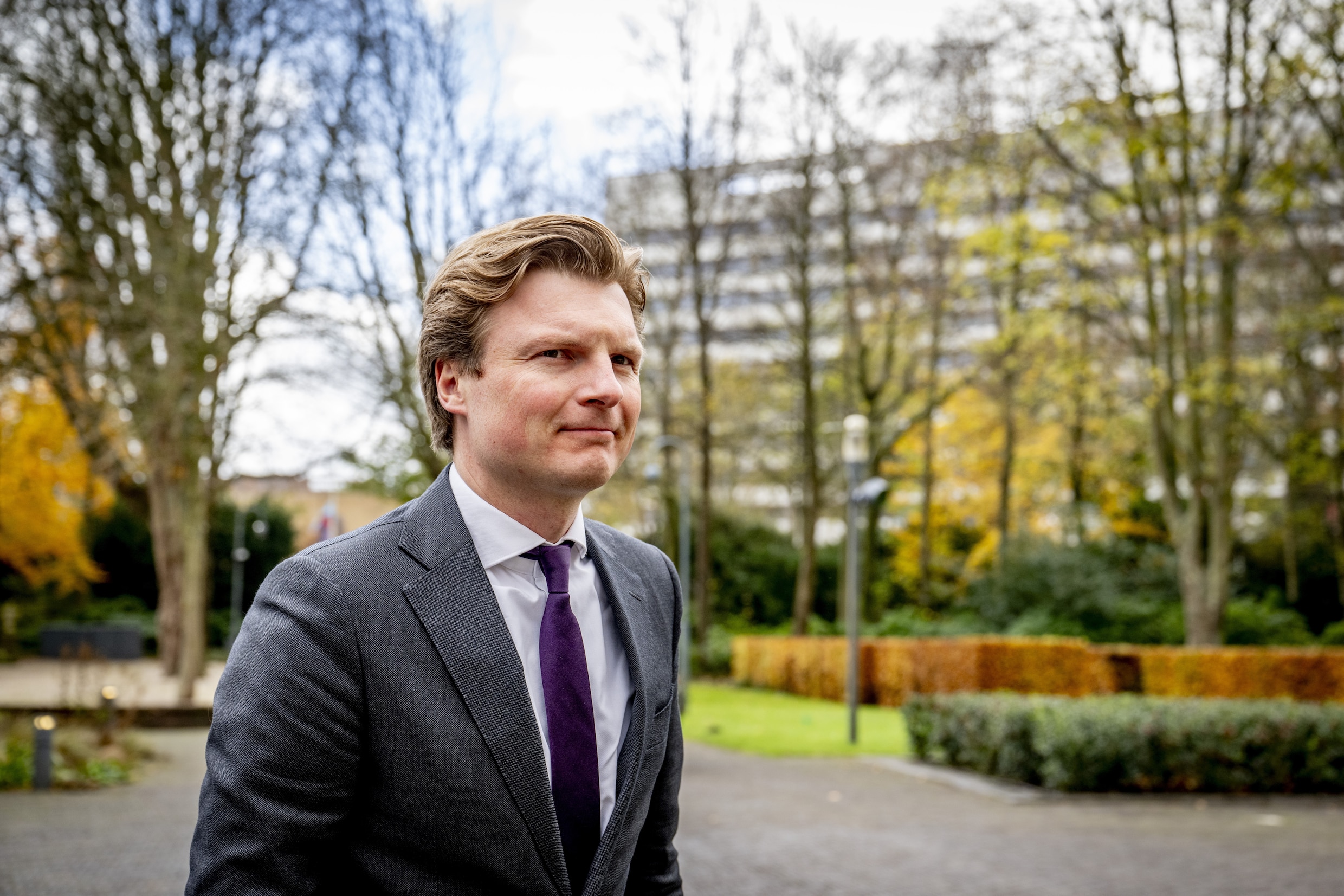 Ruben Brekelmans: van vakantiebaantje bij de Efteling tot minister van ...