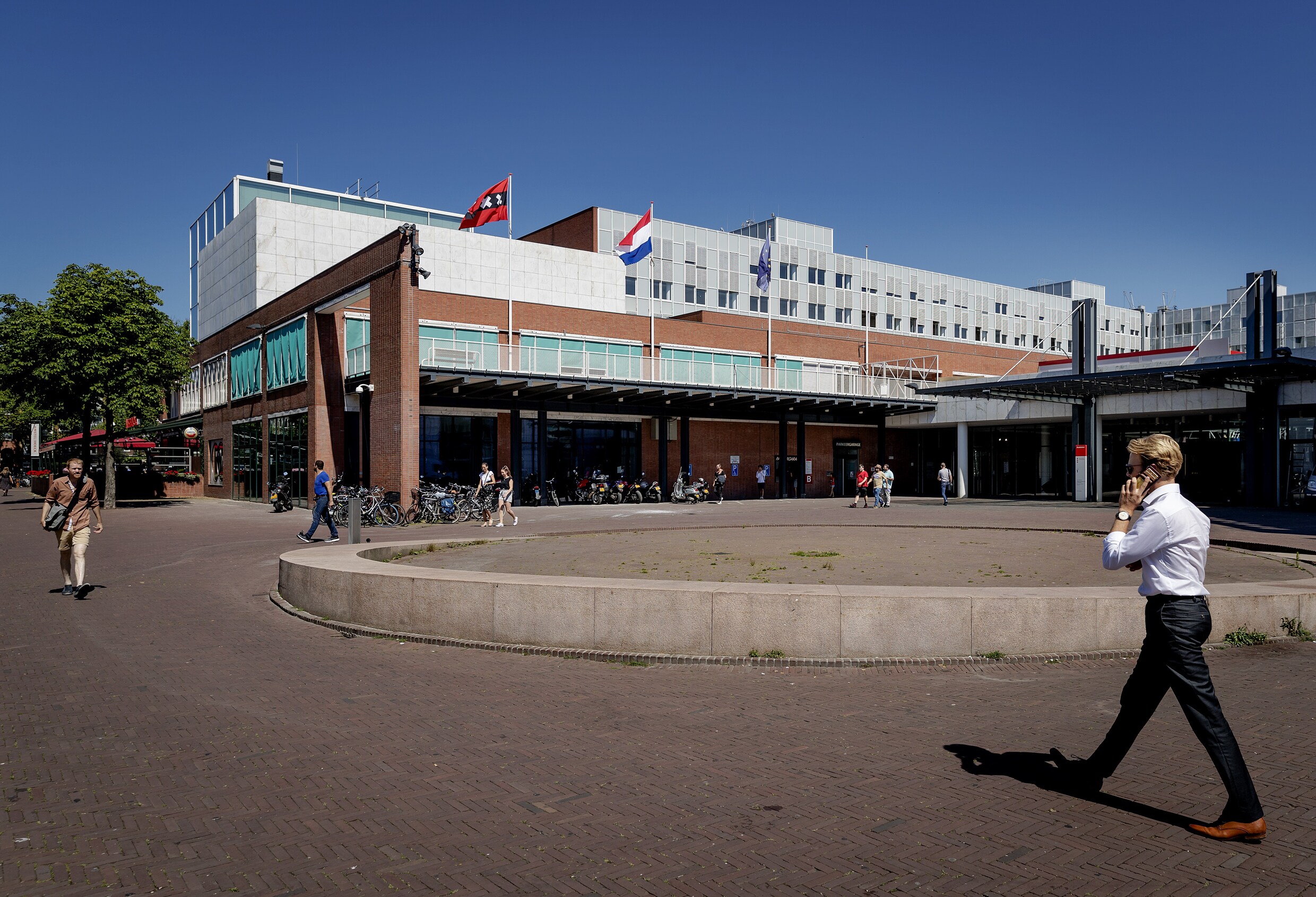 Arbeidsinspectie: gemeente Amsterdam heeft onvoldoende zicht op ...