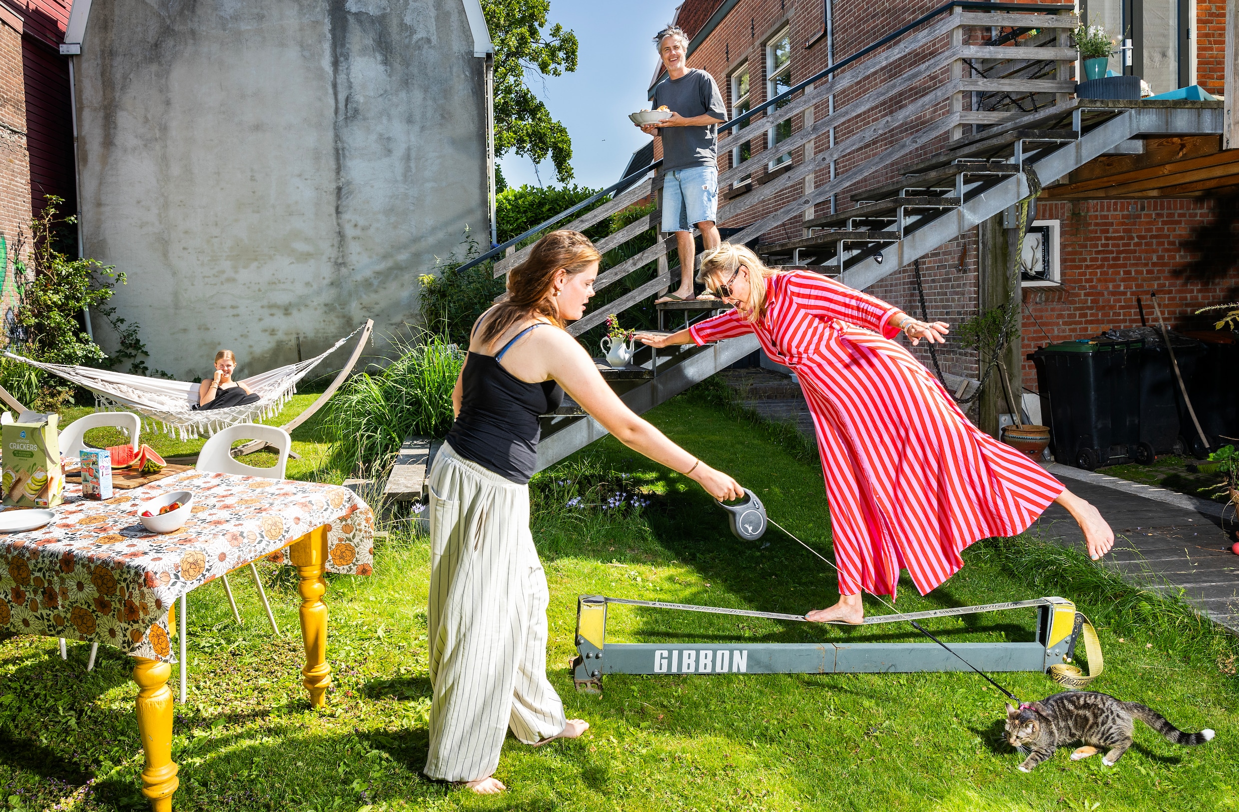 De zaterdagochtend van Lucretia van der Vloot (57) staat in het teken ...