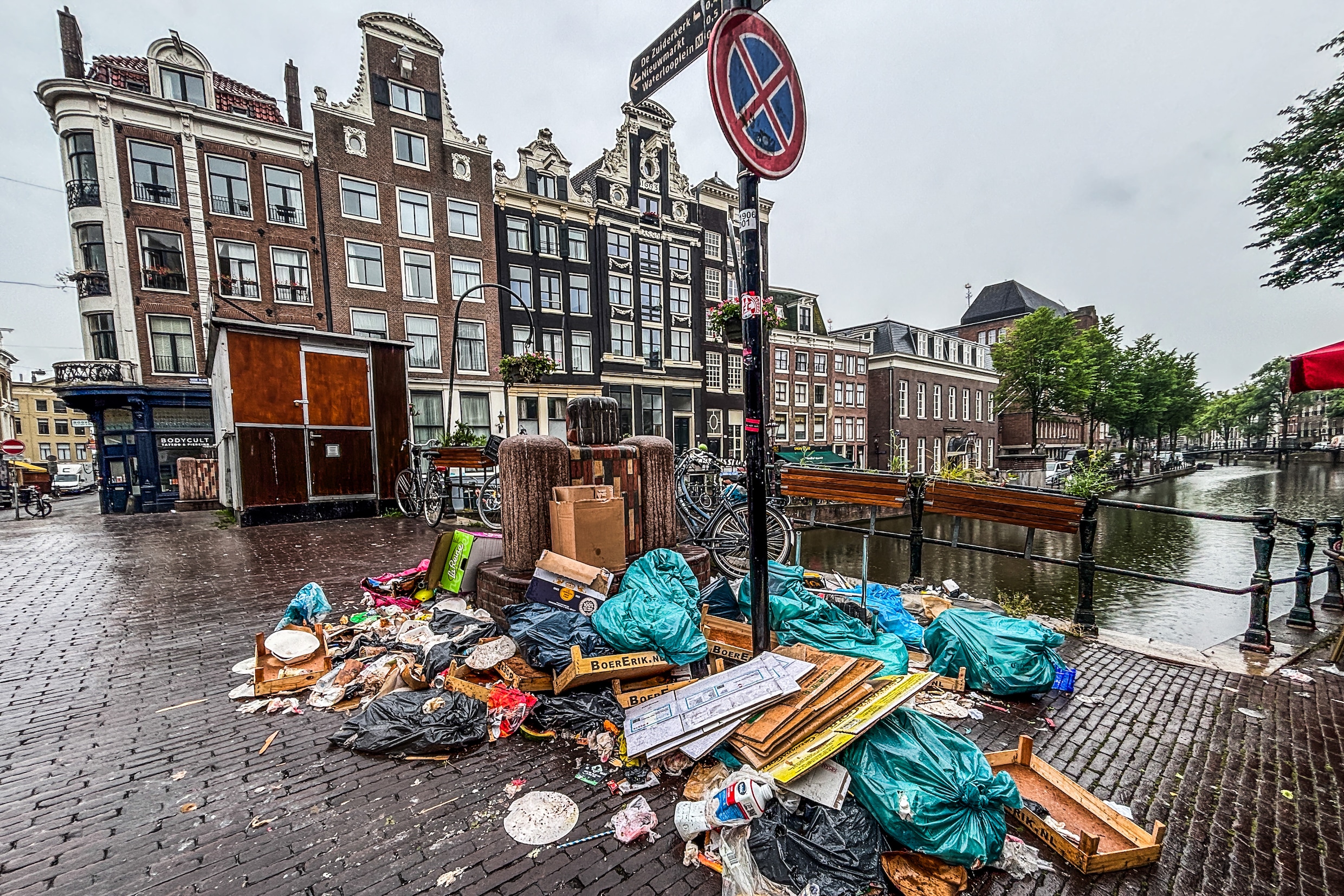 Amsterdam wacht grootste schoonmaakbeurt ooit: ‘De verloedering van de ...