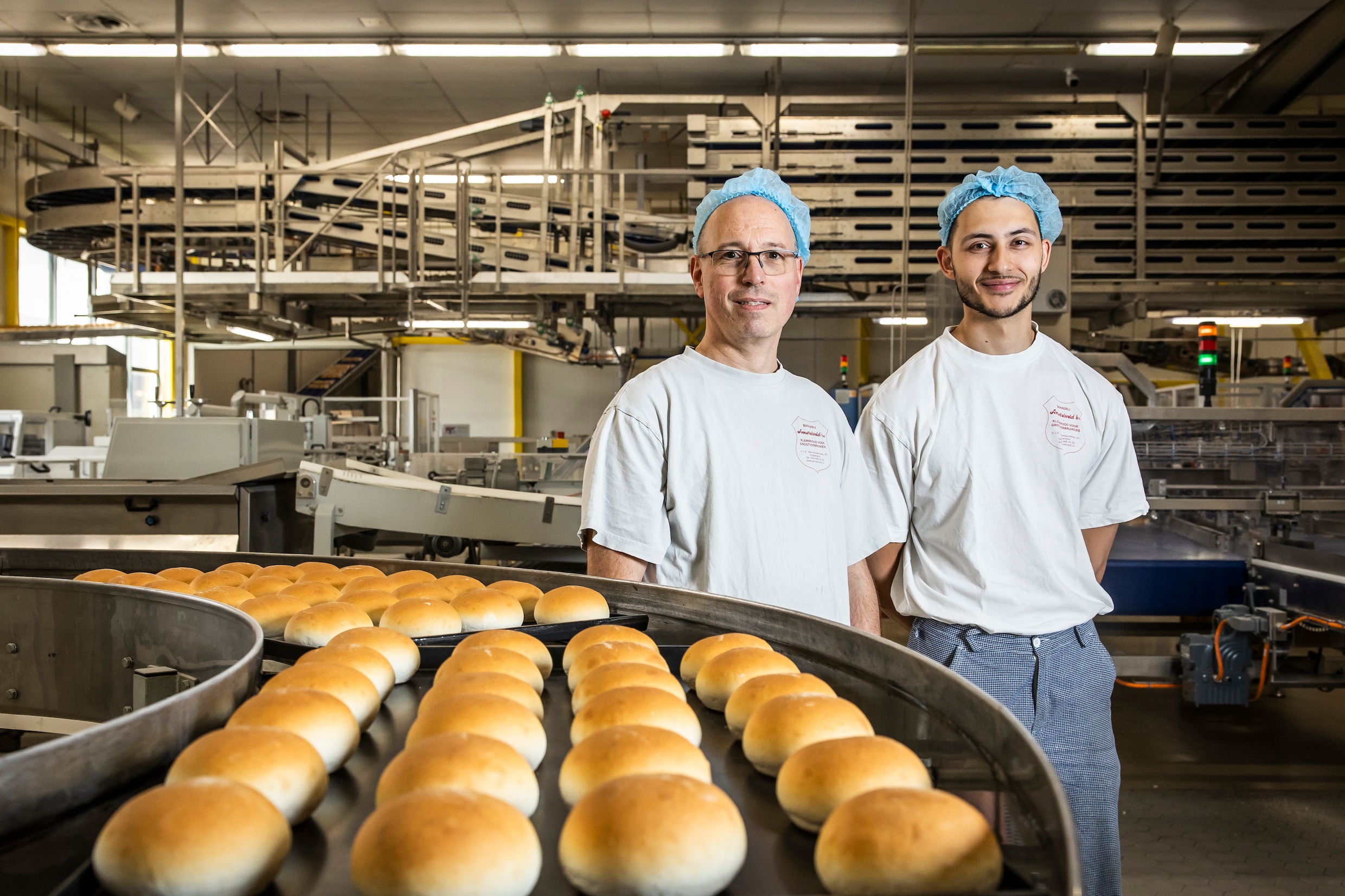 Bakkerij Amstelveld levert elke week een miljoen broodjes aan ...