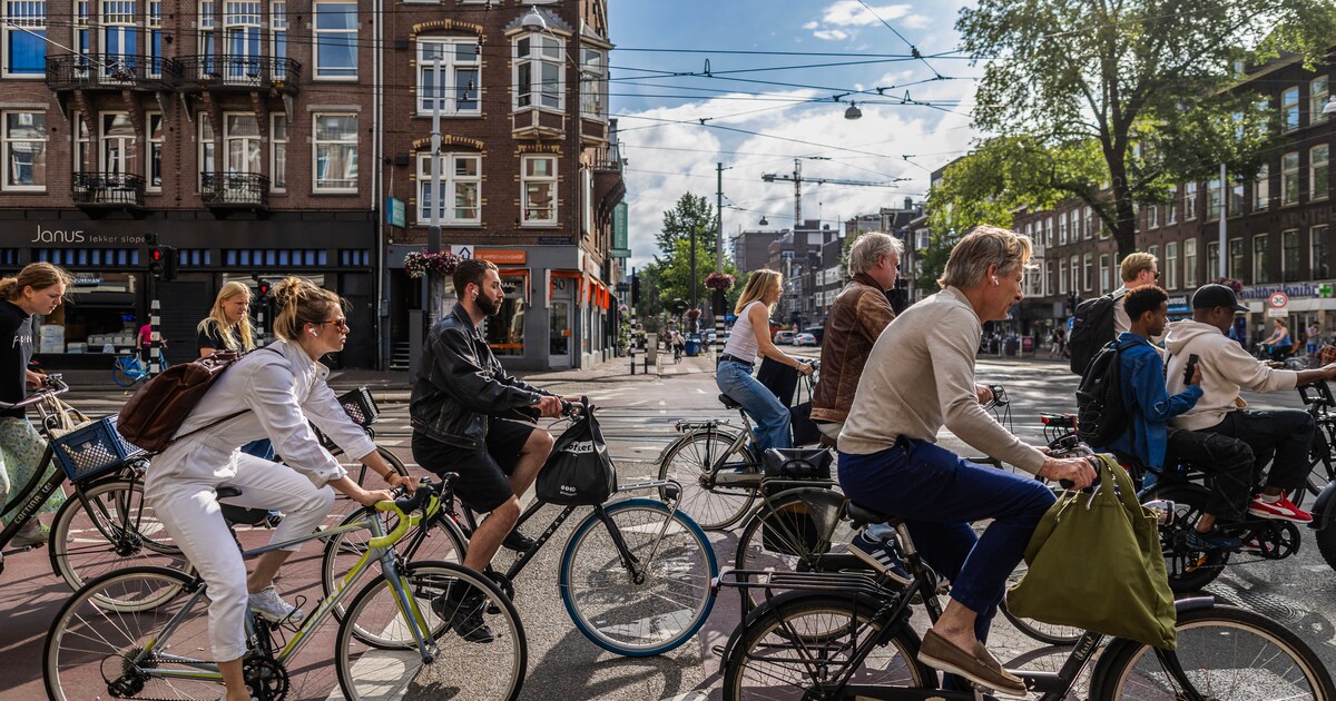 Dit vinden Amsterdammers van een maximumsnelheid op het fietspad: 'Hoe ...