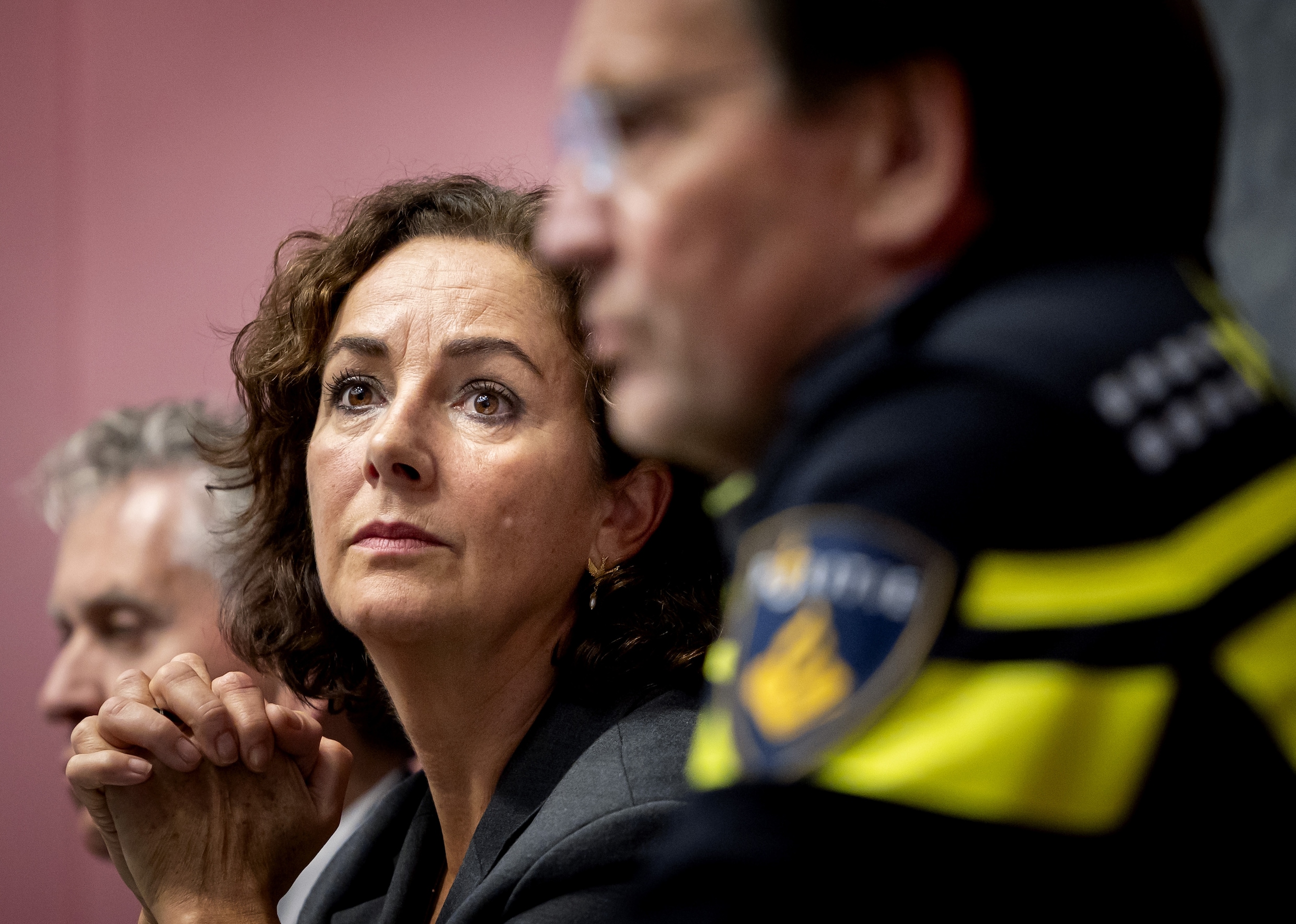 Halsema en minister Van Weel appten week na Ajax-Maccabi over ‘politieke schreeuwers’, blijkt ...
