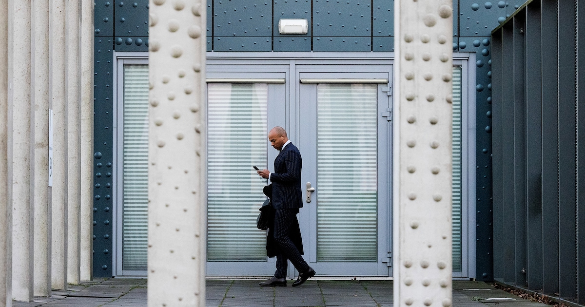 Ridouan Taghi wil wéér rechter laten wegsturen, nu in proces om dossier ...