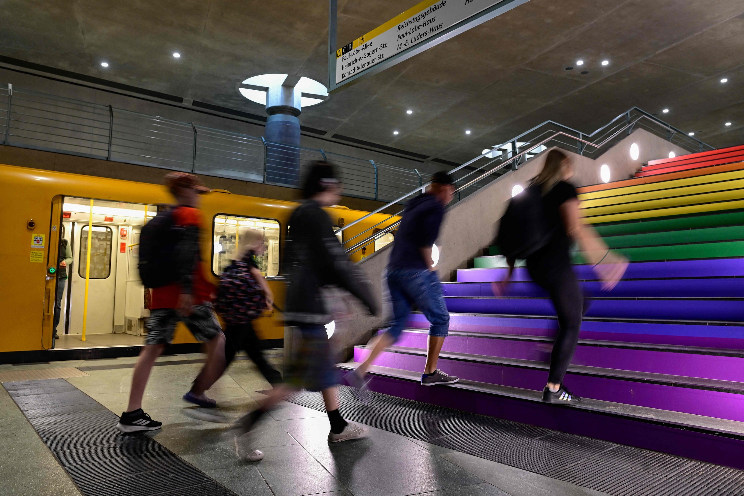 Geweld tegen seksuele minderheden laait op in lhbtq-hoofdstad Berlijn ...