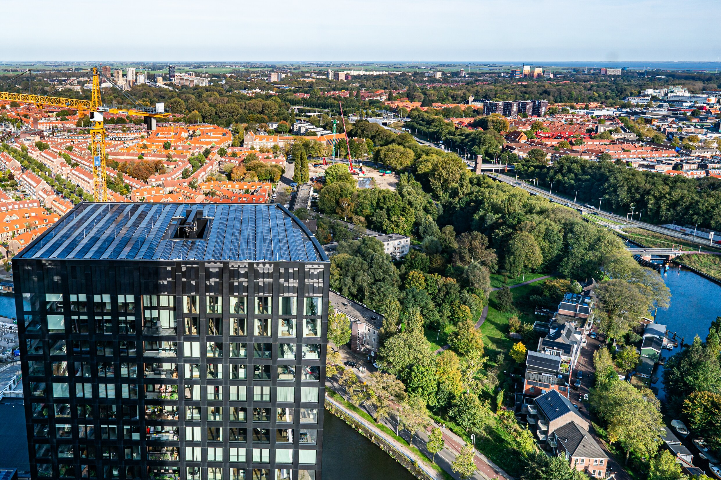 Totaal vermogen zonnepanelen groeit, maar particulier haakt af | Het Parool