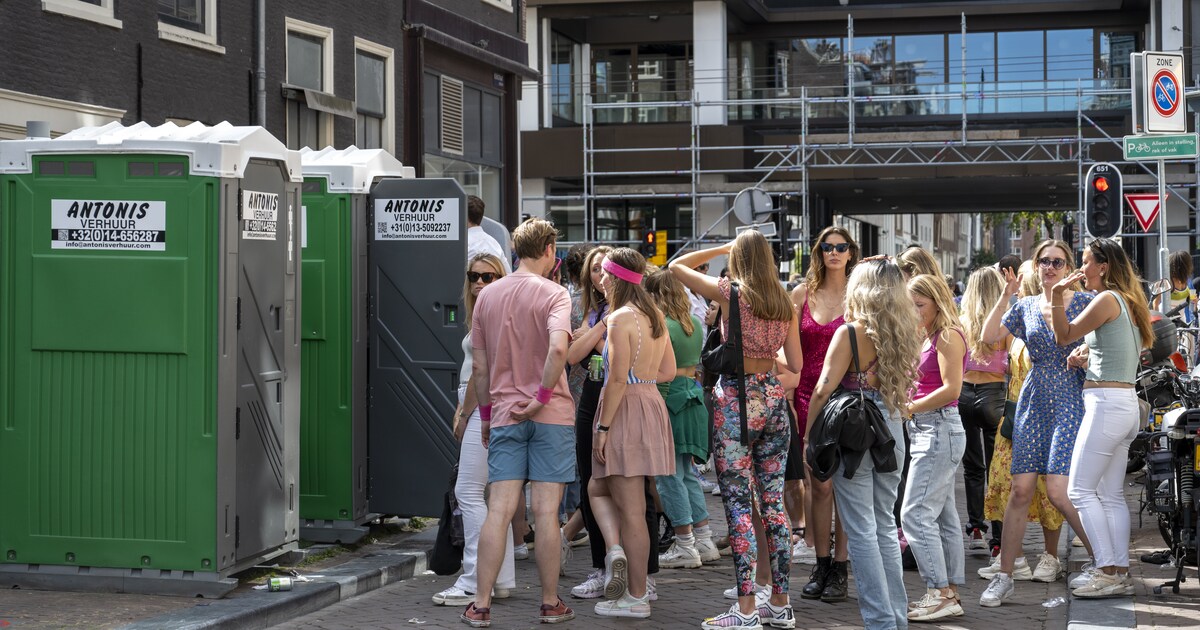Stadsbestuur Amsterdam moet uitleggen waarom er tijdens Canal Parade zo ...