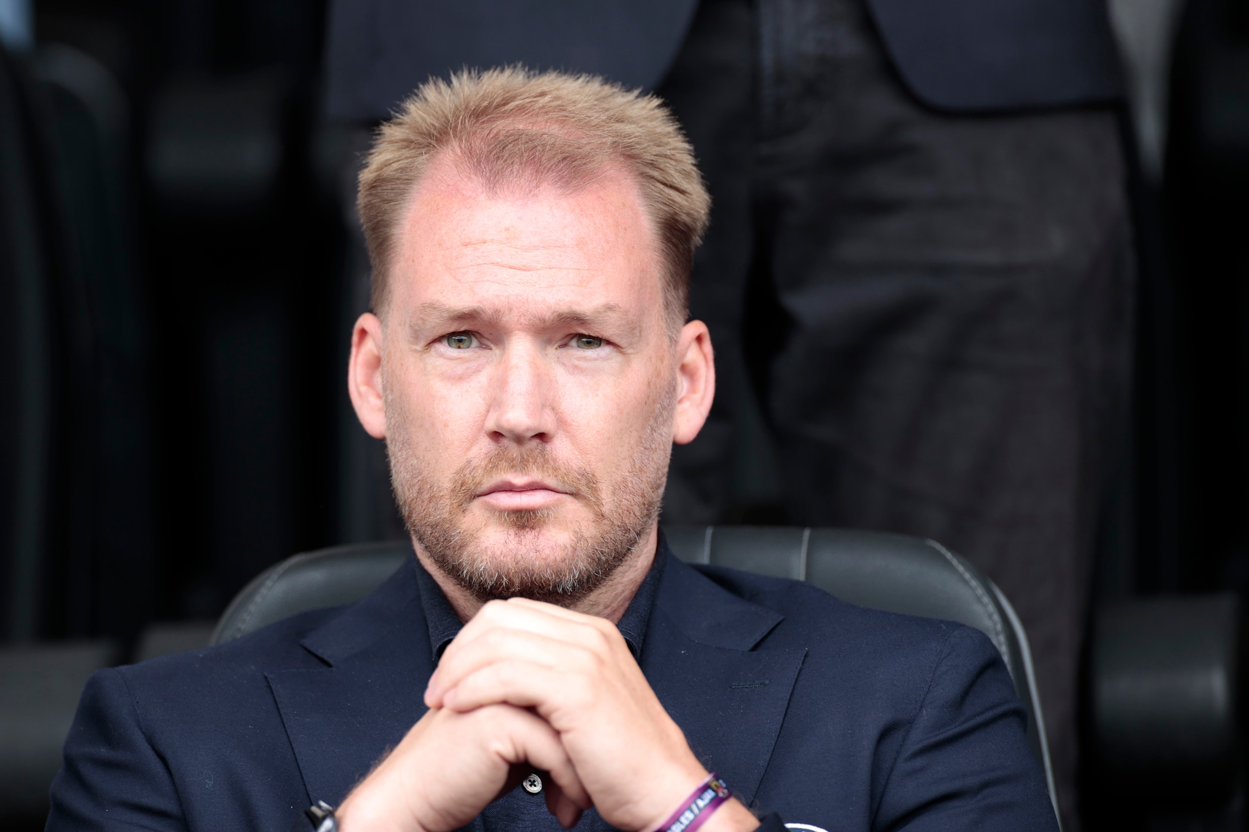 Hebben Kroes en Beuker steen, papier, schaar gespeeld om te bepalen wie ...