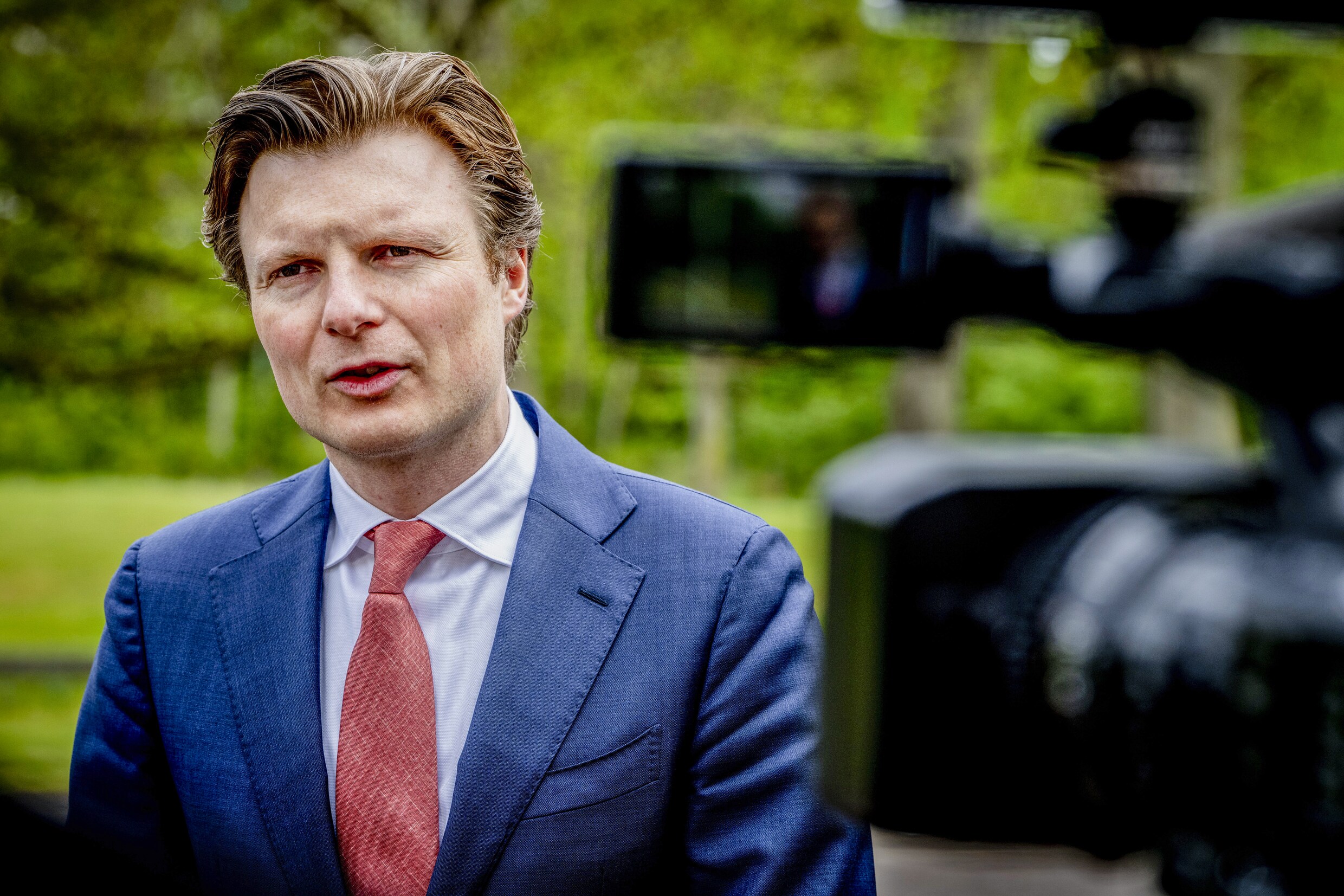 Nederland stuurt 300 militairen met Patriots naar Polen: ‘We laten ...