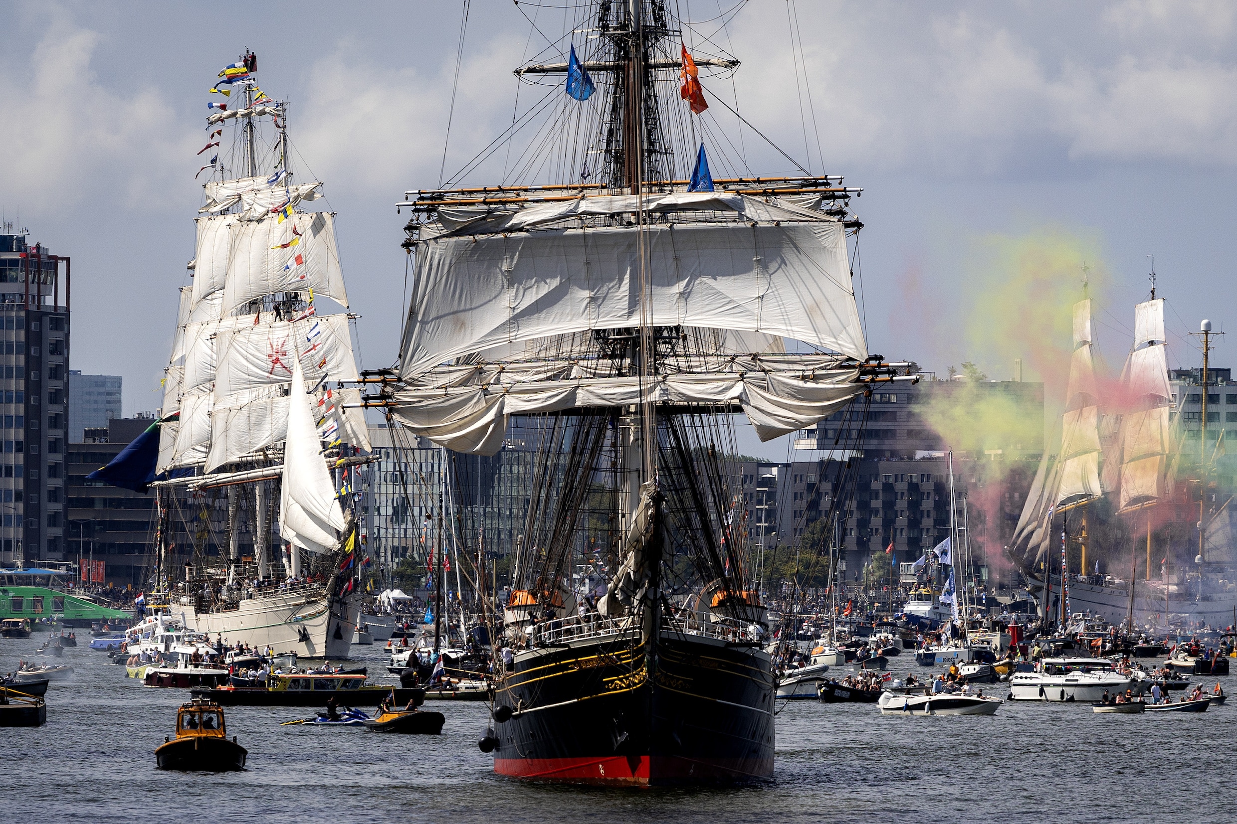 Sail 2025 in beeld: bekijk hier de mooiste foto’s van het ...