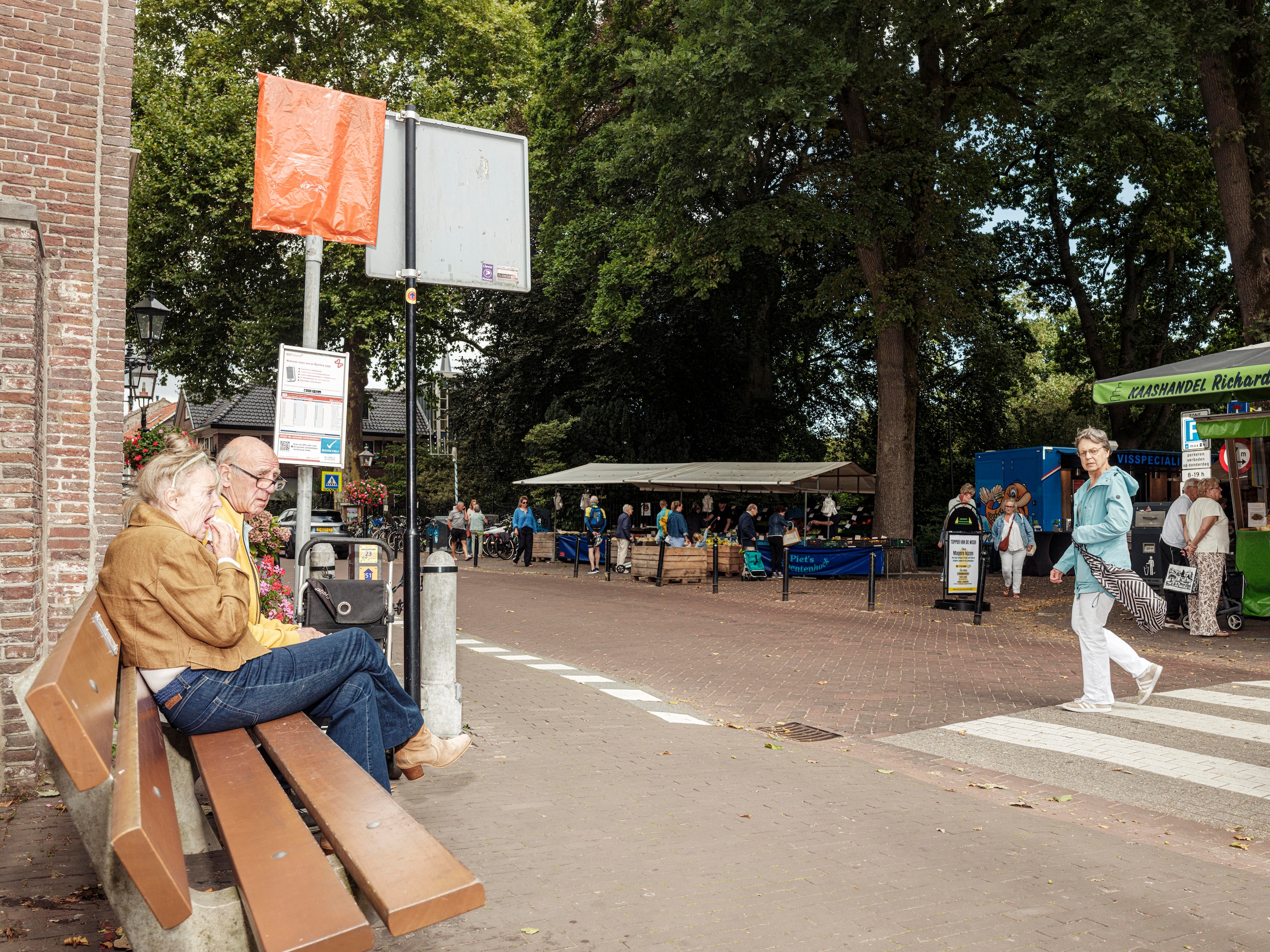 Abcoude geschokt door dood 17-jarige Lisa: ‘Gevoel overheerst dat ons dorpje iets heel ergs is ...