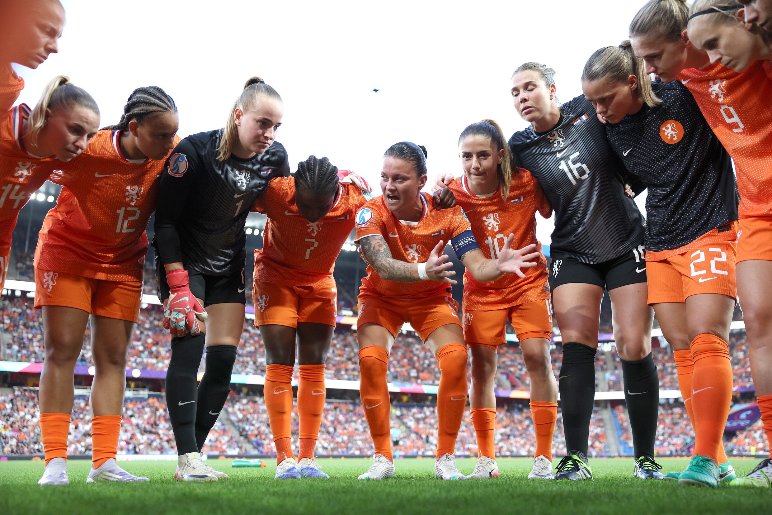 Ajaxcaptain Sherida Spitse (35): ‘Door mijn directheid denken sommigen ...