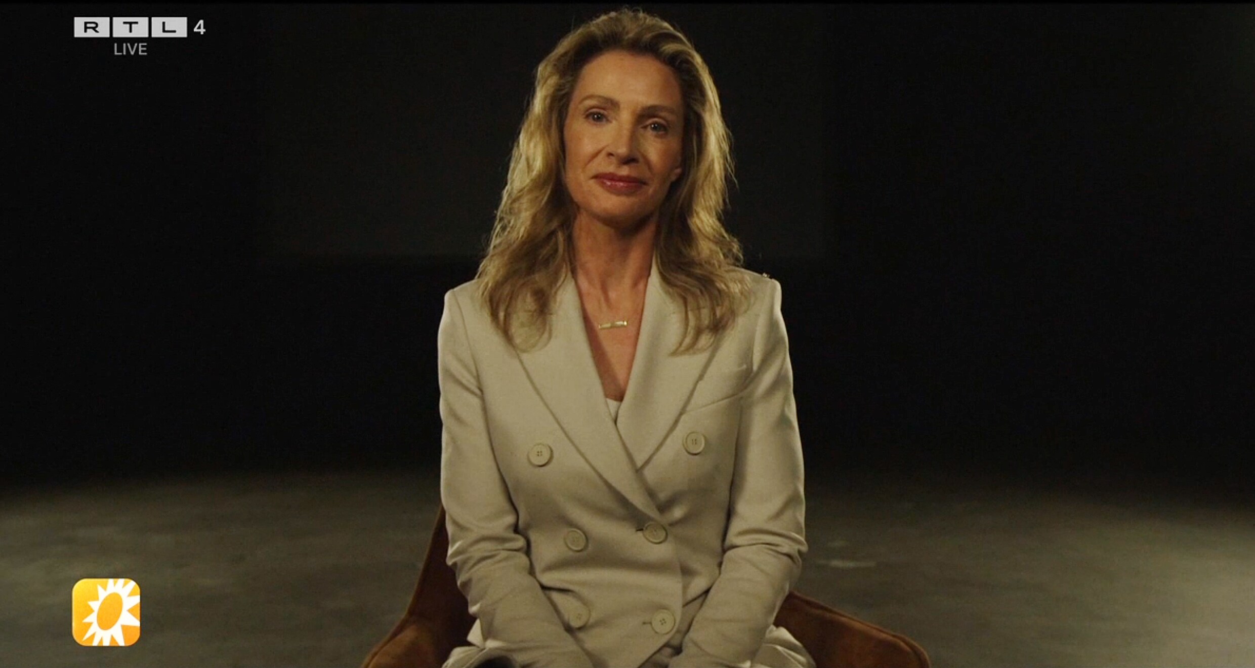 ‘Ik ben Astrid Holleeder,’ klonk als de ontknoping bij Wie van de drie ...