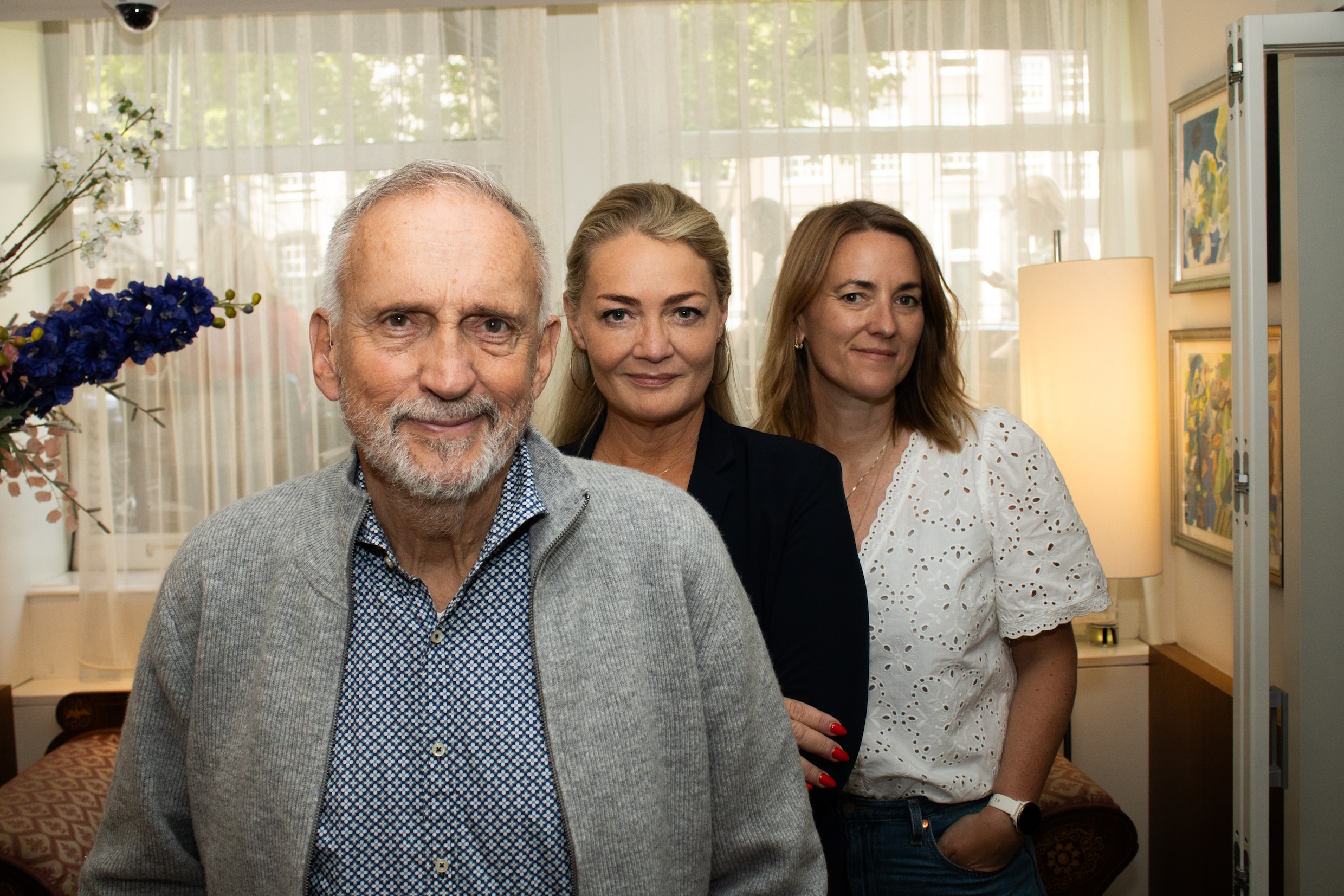 Deze twee schrijfsters zetten de succesreeks van Jussi Adler-Olsen ...